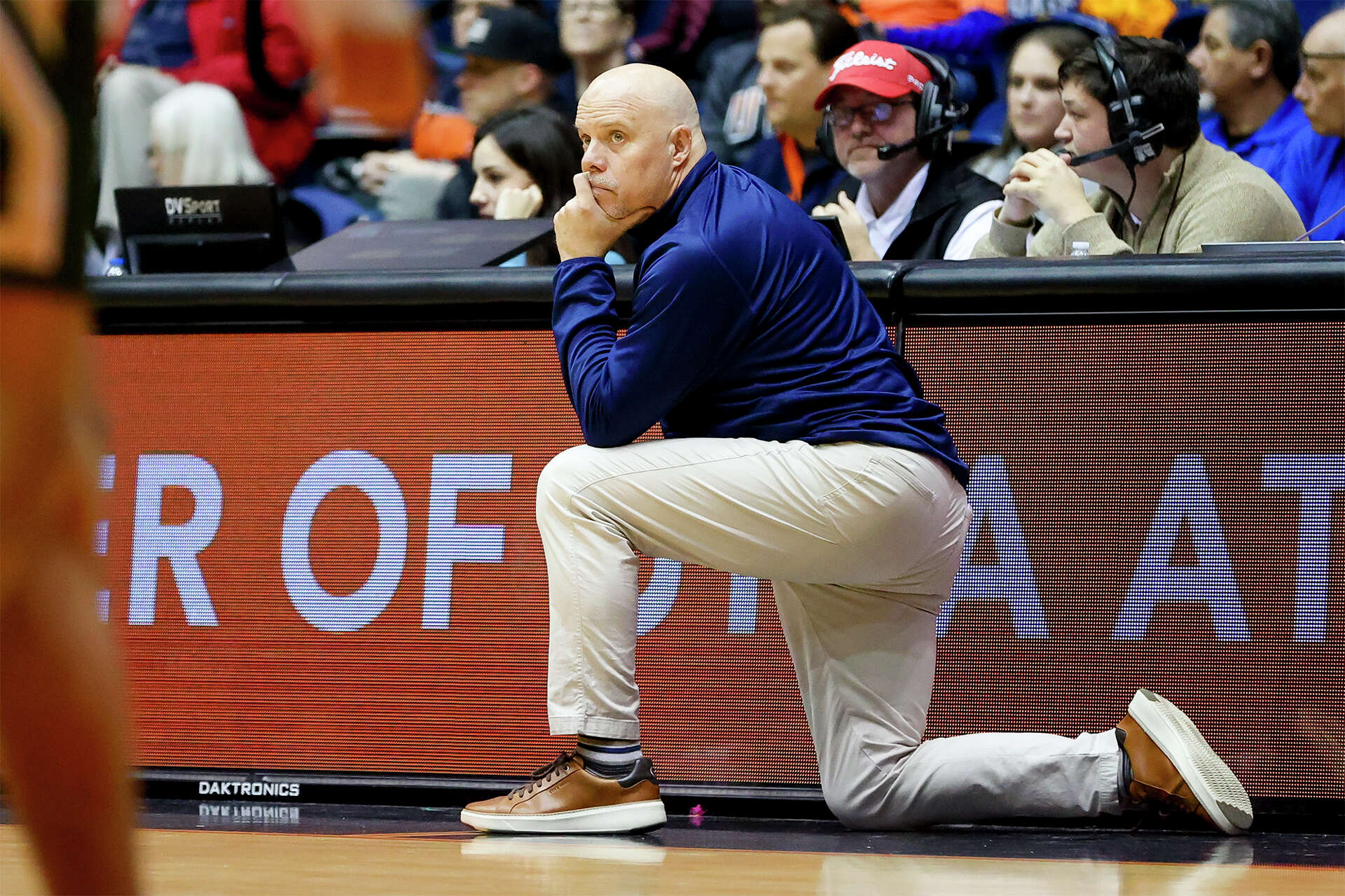 UTSA faces uncertain future as Steve Henson’s contract winds down