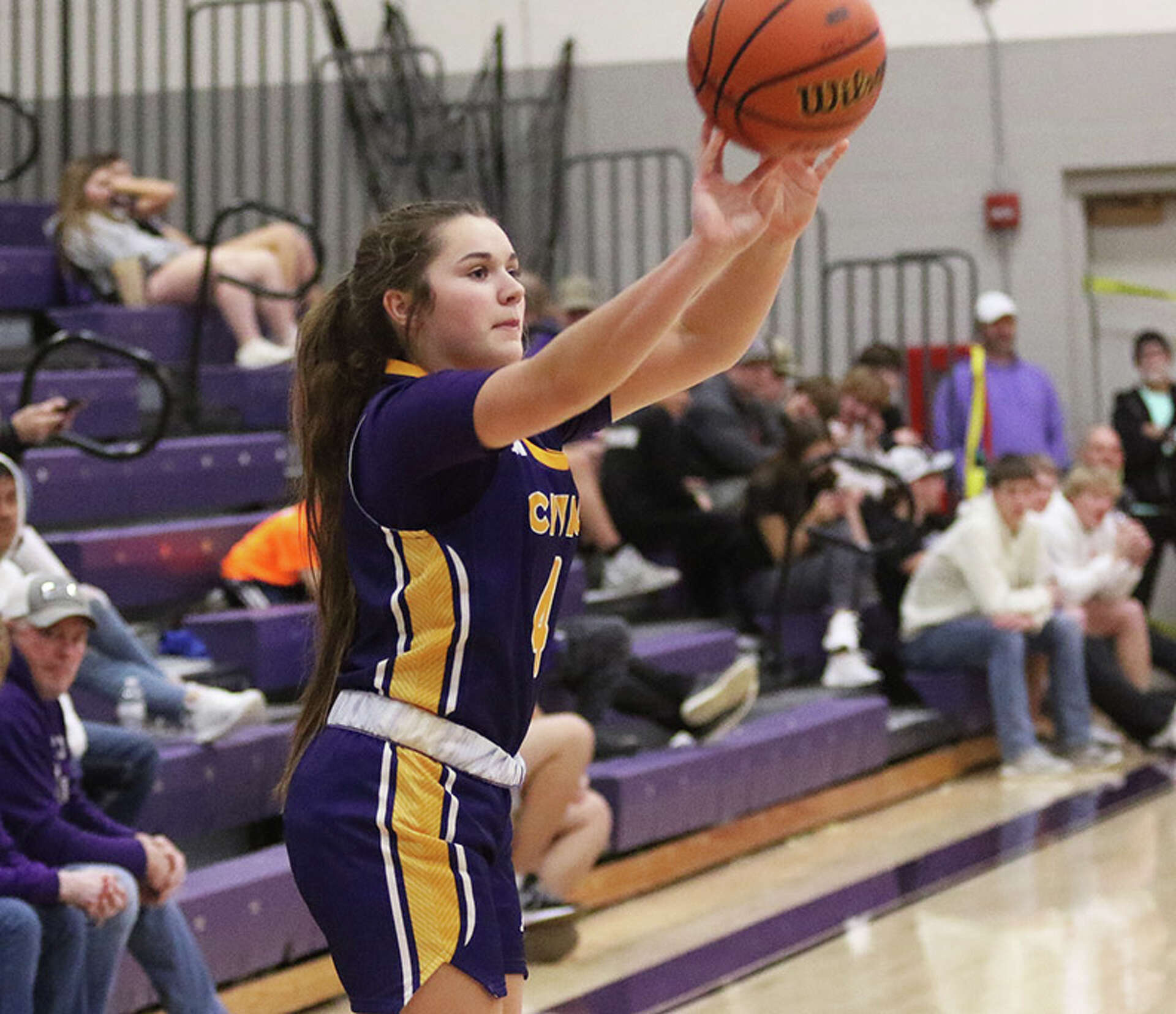 Central hits early and often, knocks out CM in Breese