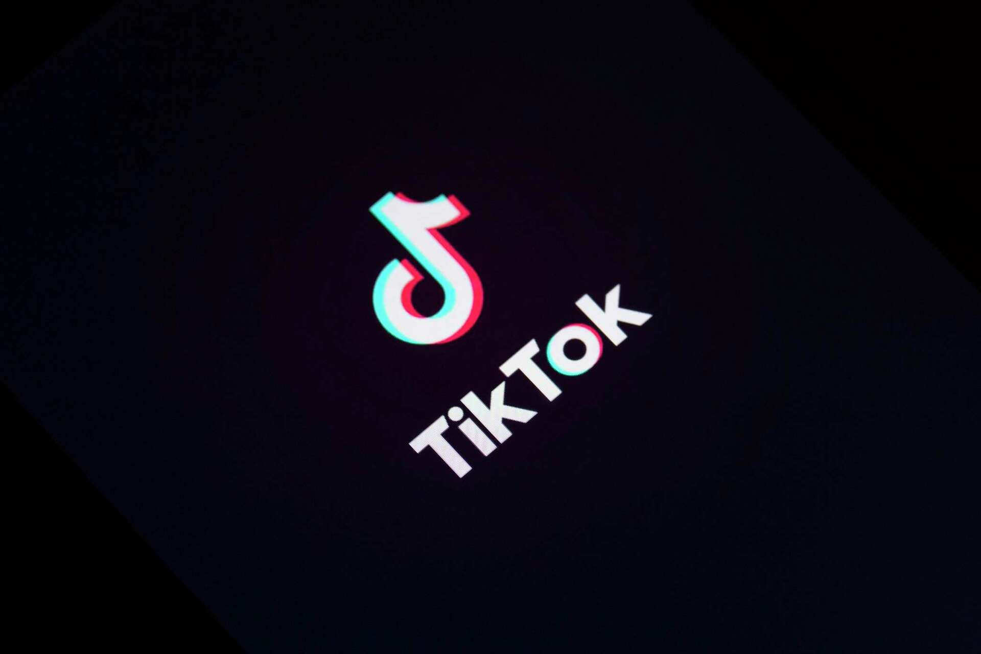 Viral TikTok raises $13K for homeless Houston family
