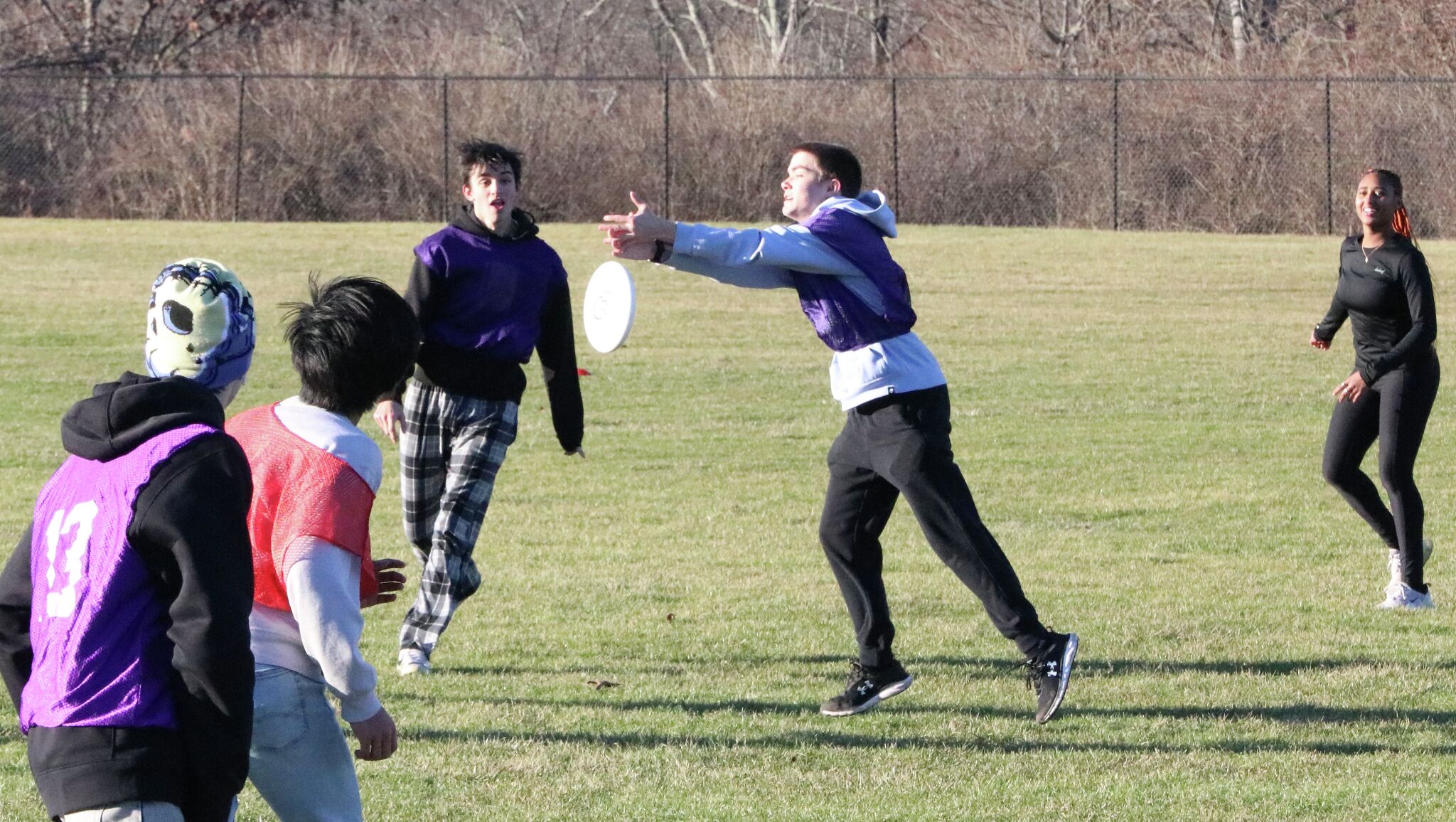 Teen forms Ridgefield High School's ultimate Frisbee club