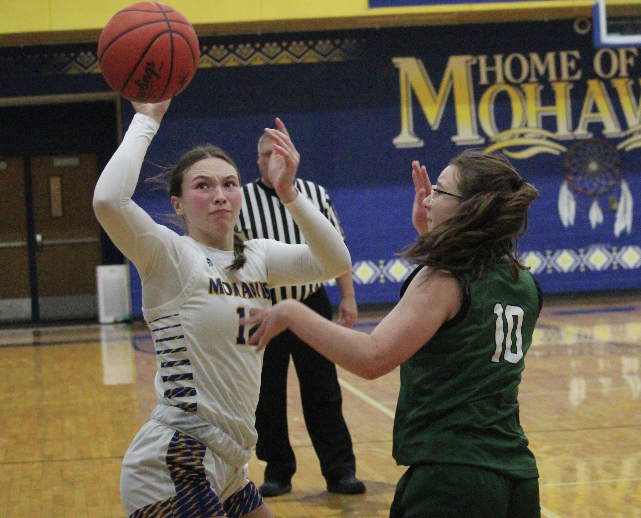 Senior Mohawk basketball player among the best in the area