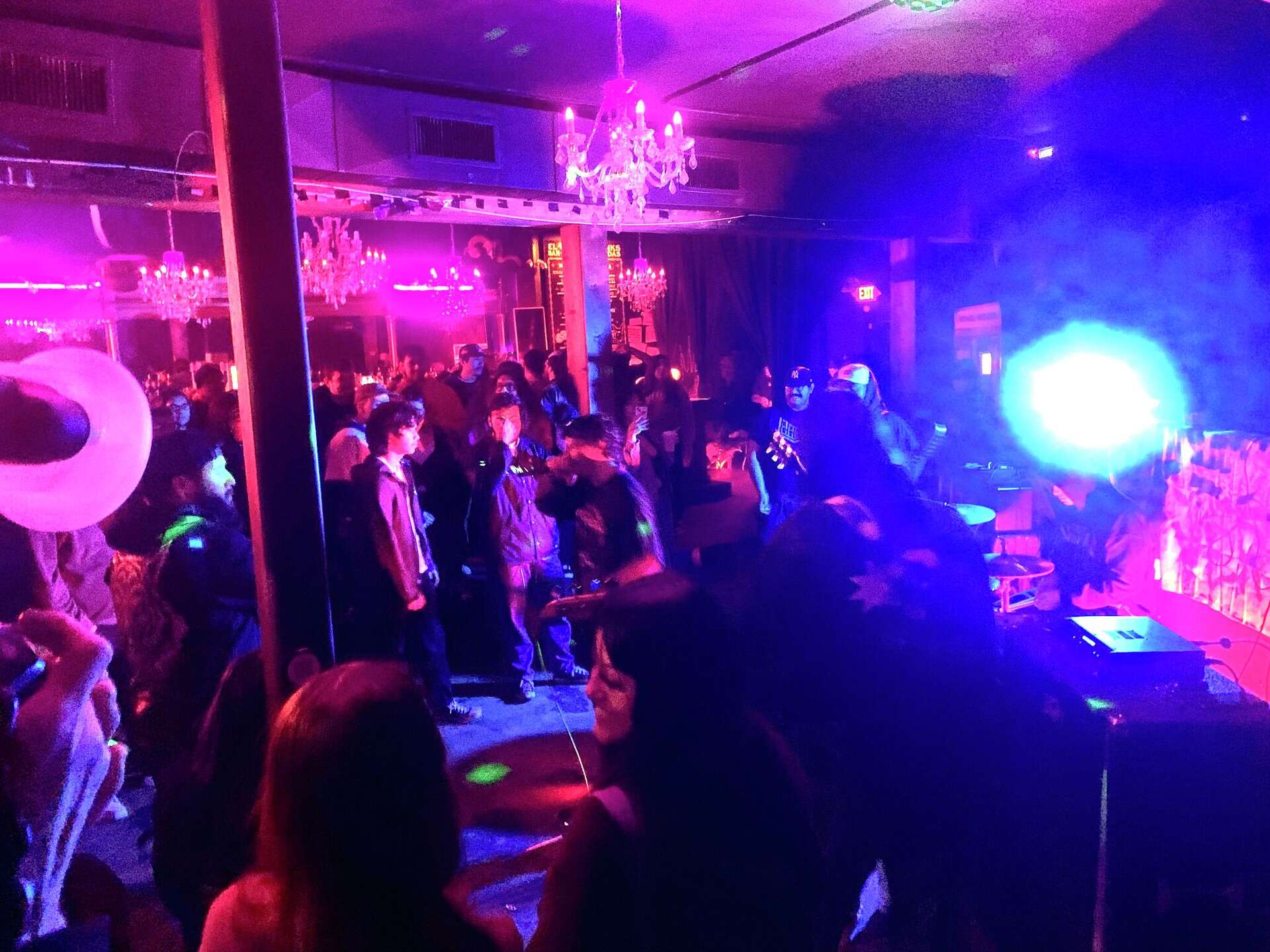 Popular St. Mary's Strip bar El Ojo is closing permanently