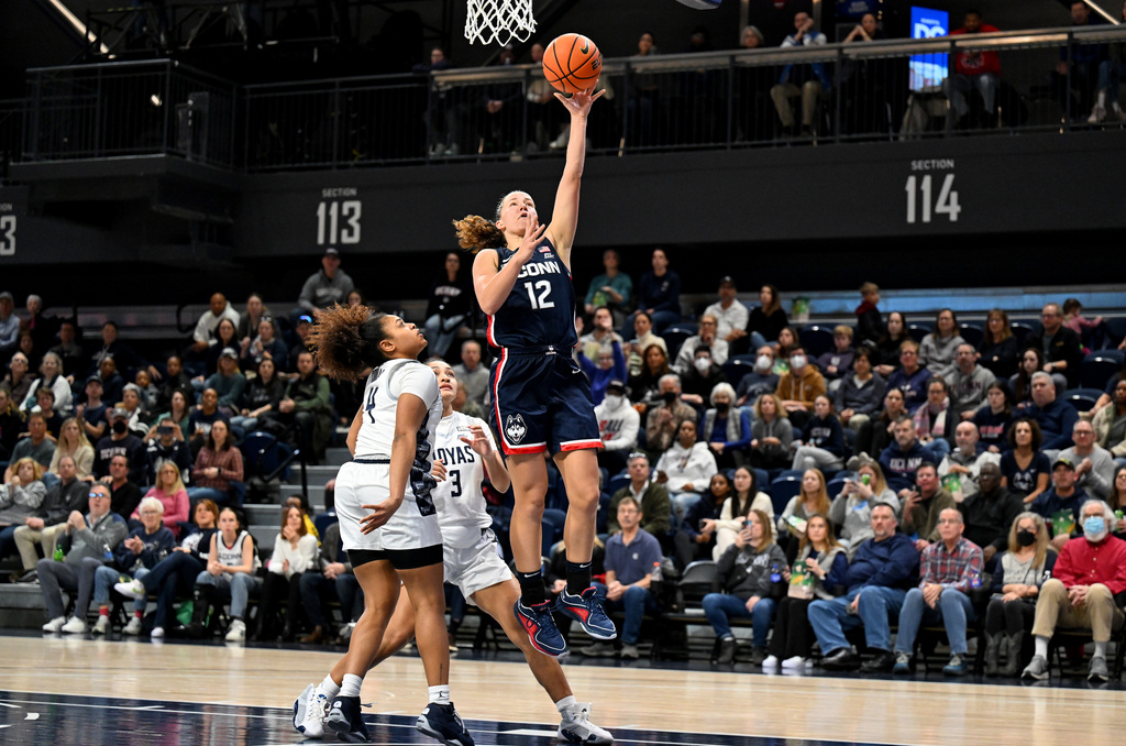 UConn women's basketball freshman Ashlynn Shade wins Big East award