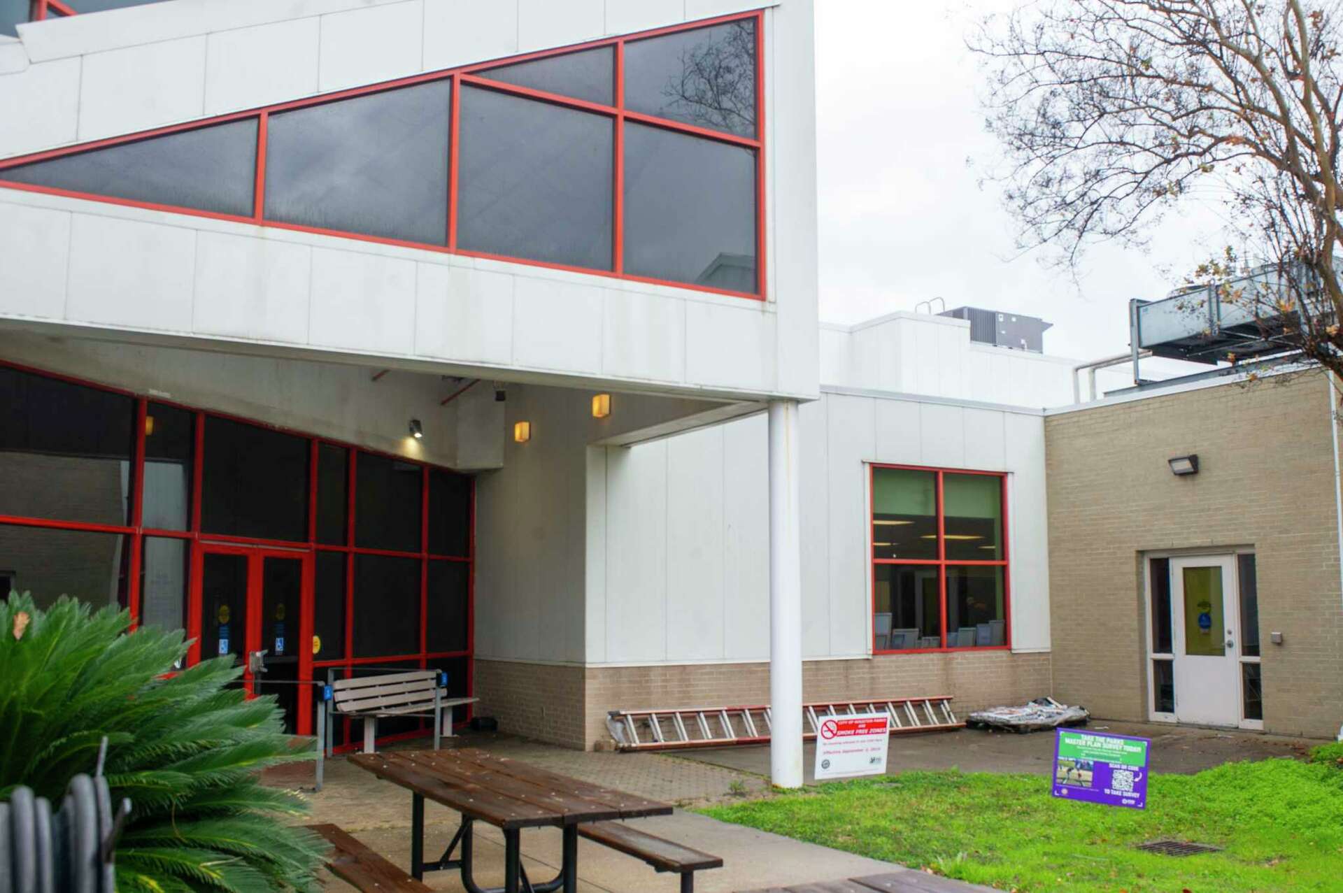 What renovations the Metropolitan Multi-Service Center needs to thrive