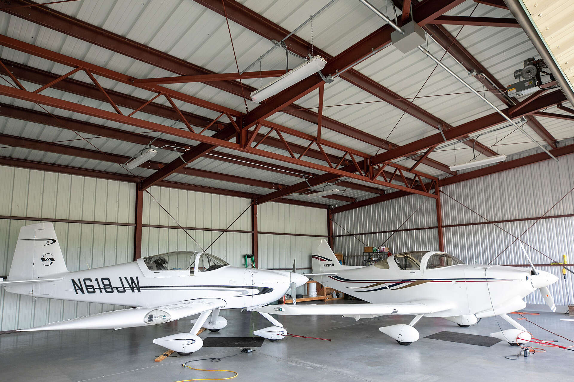 Meriden Markham Airport seeks to build 5 more hangars in Wallingford