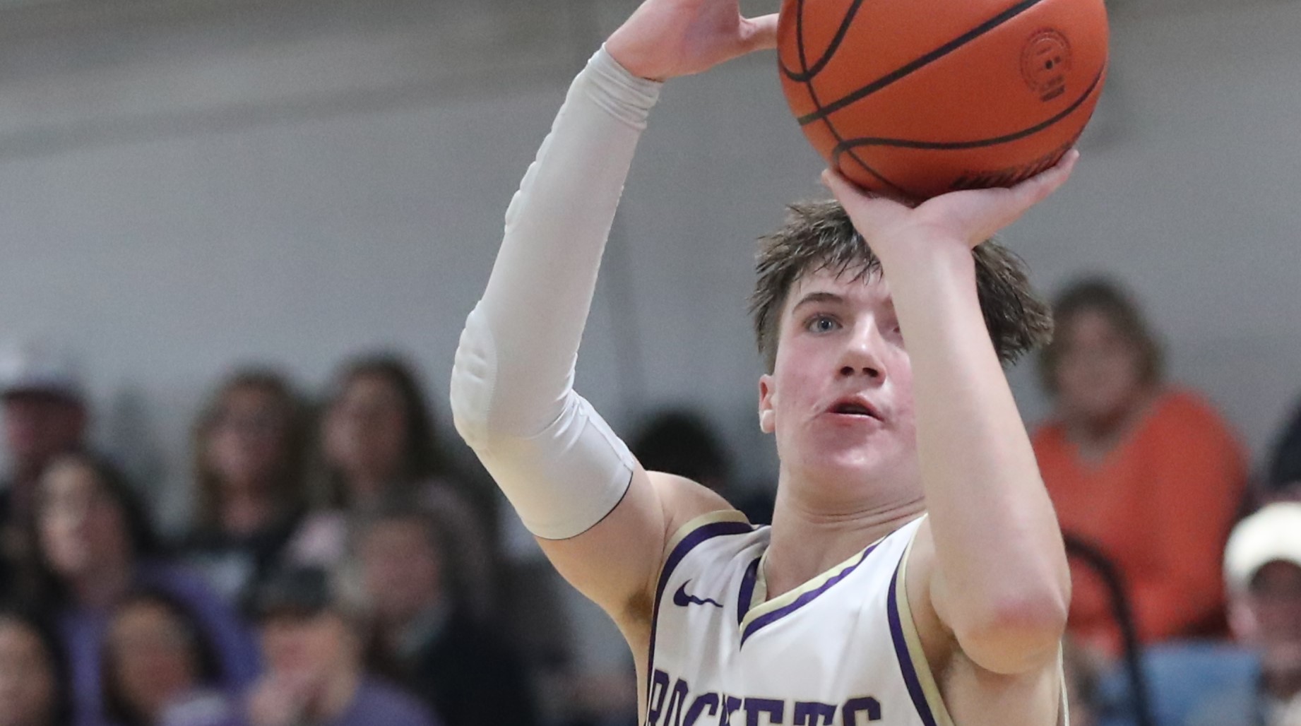 Routt advances with 2-point win over Greenfield-NW