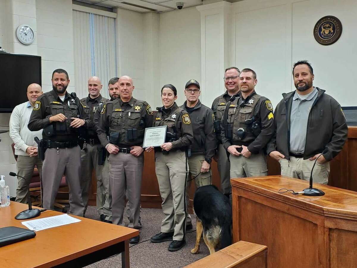 Mecosta County Deputy Karen Hard receives Life Saving Award