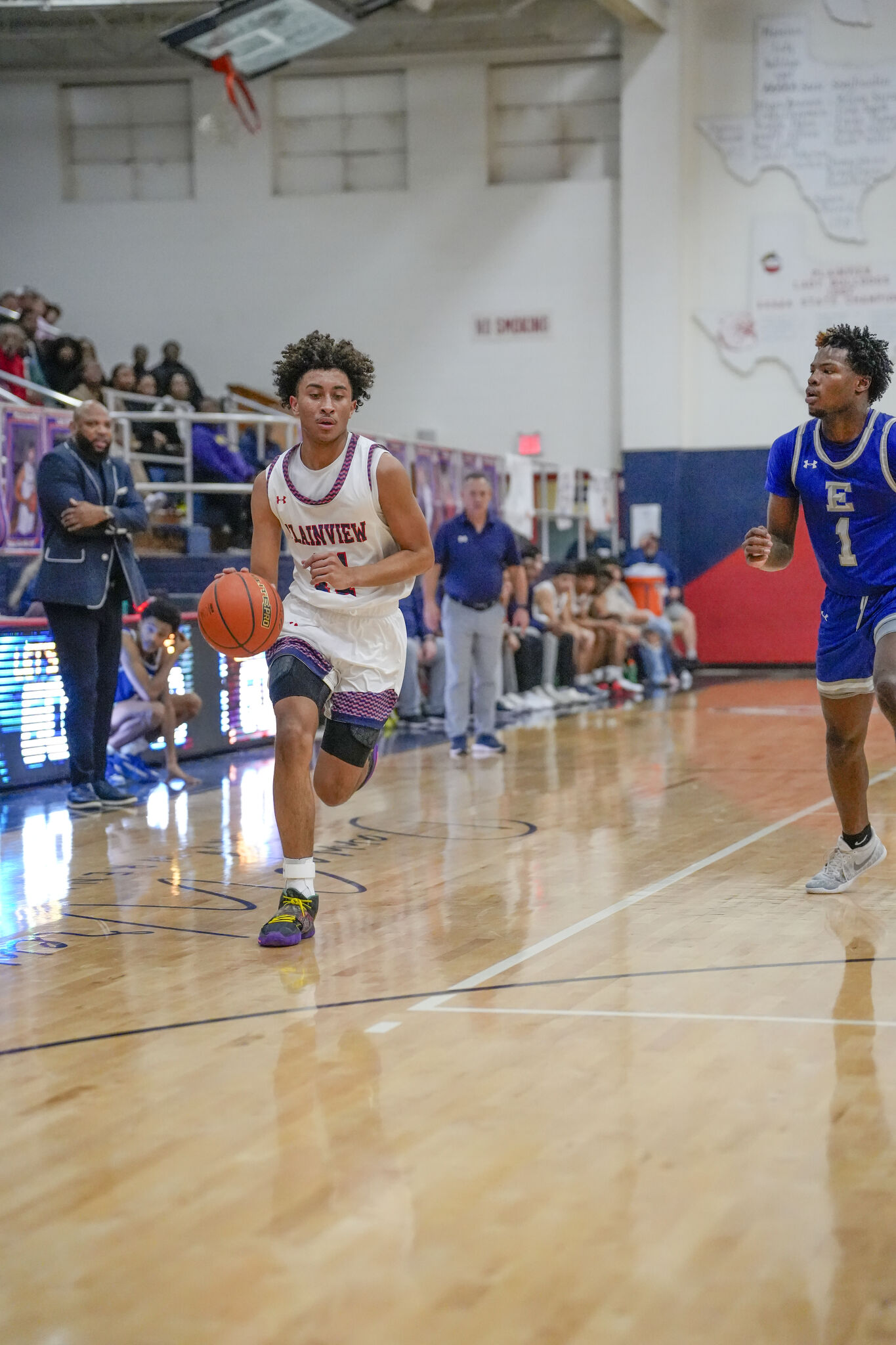 Estacado Matadors beat Plainview Bulldogs