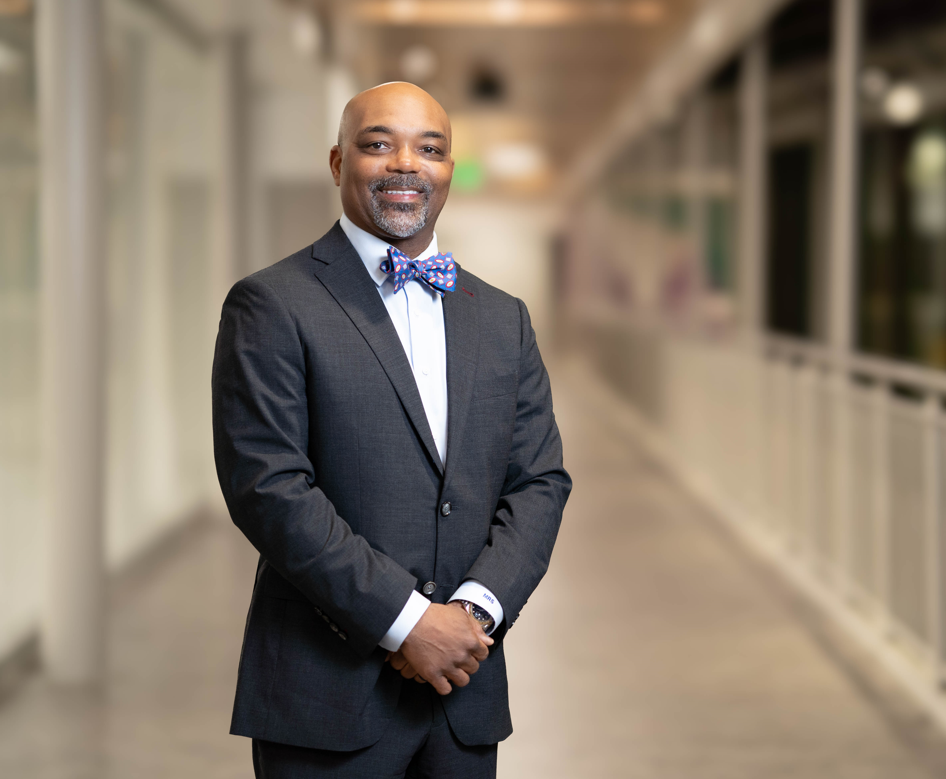 New Fort Bend ISD superintendent Marc Smith's $410K salary approved