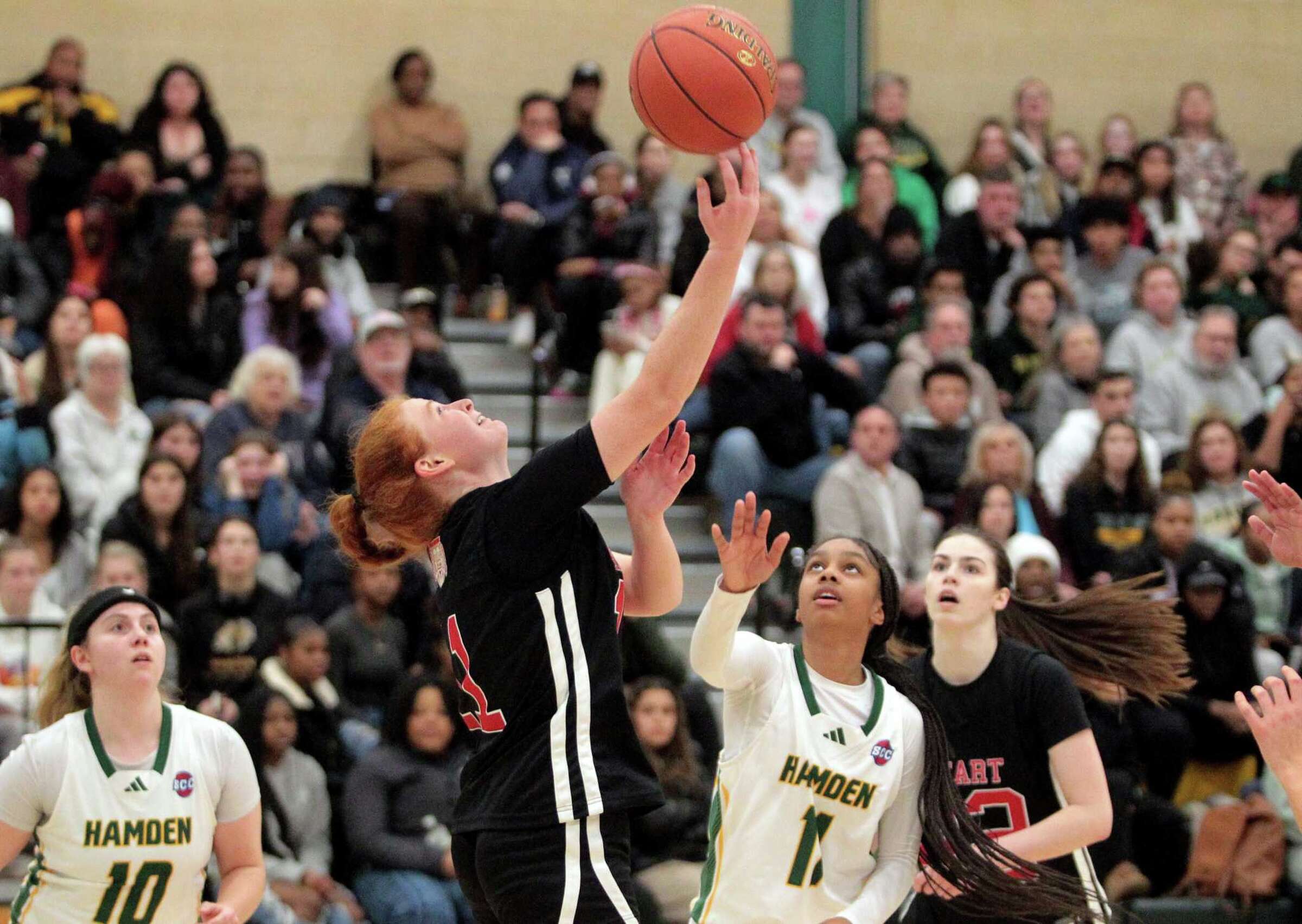Sacred Heart Academy beats Hamden in girls basketball 1 vs. 2 game