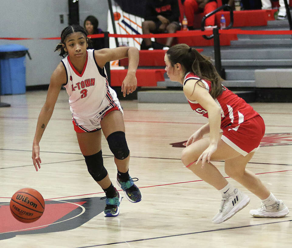 TUESDAY GIRLS BASKETBALL: Calhoun wins at Spartans Classic