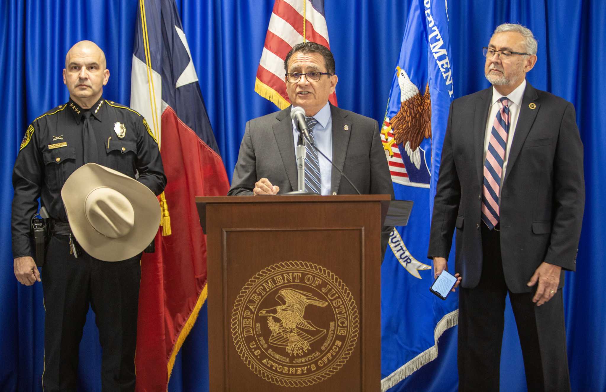 Police to public: Never, ever leave your gun in your car