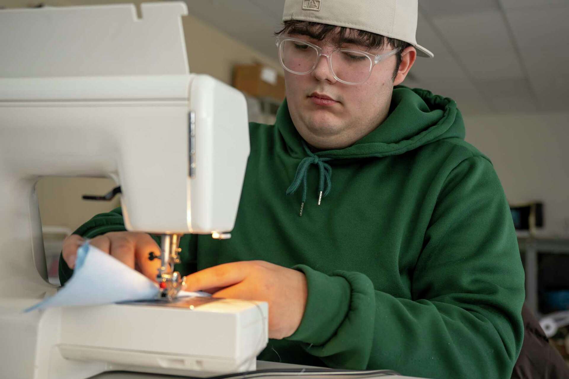 Shenendehowa senior makes, sells bow ties ahead of prom