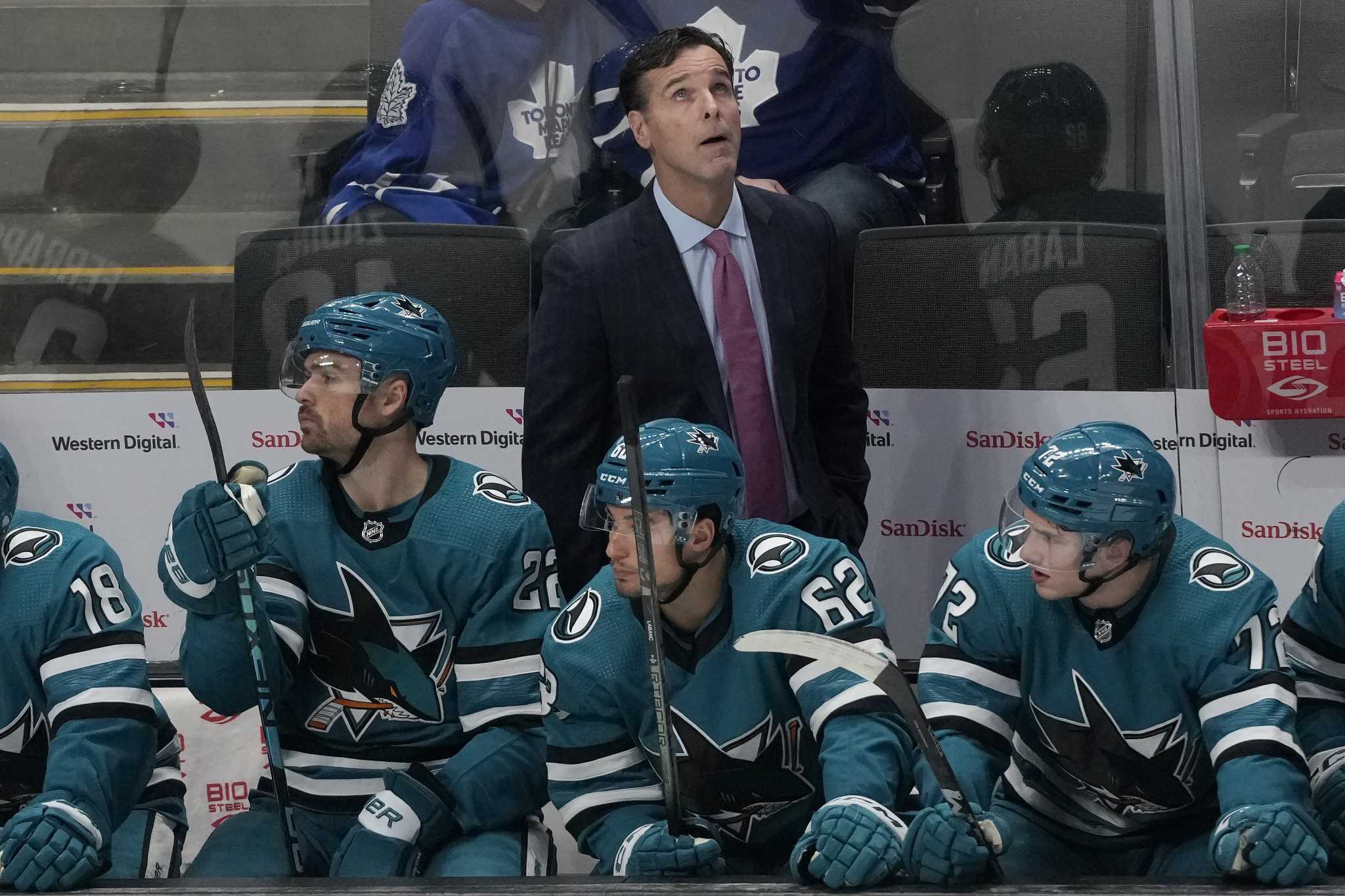 NHL-worst Sharks fire coach David Quinn after historically bad season