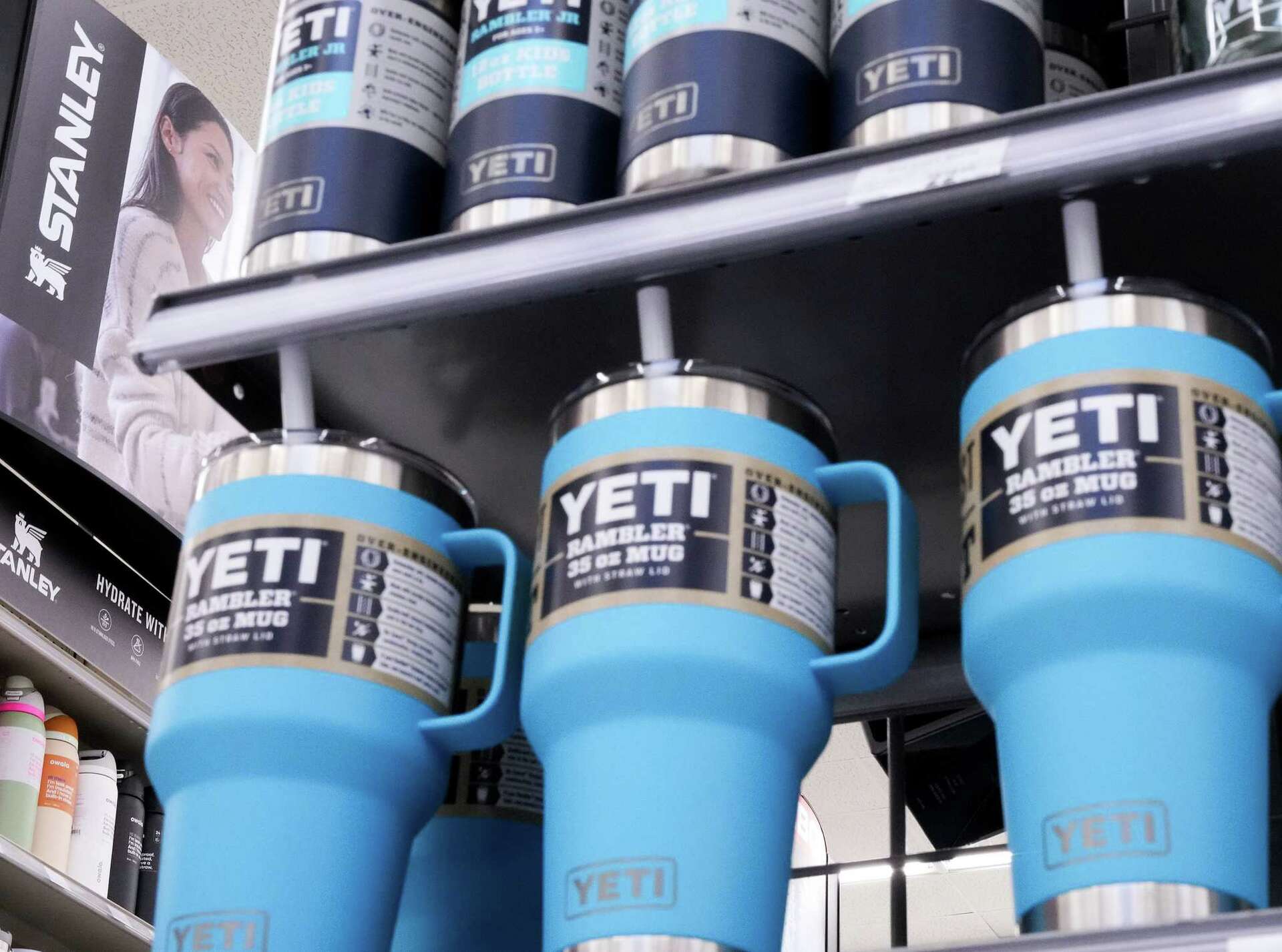 Chubbies, Yeti, Lush among 2024 Woodlands shopping center openings