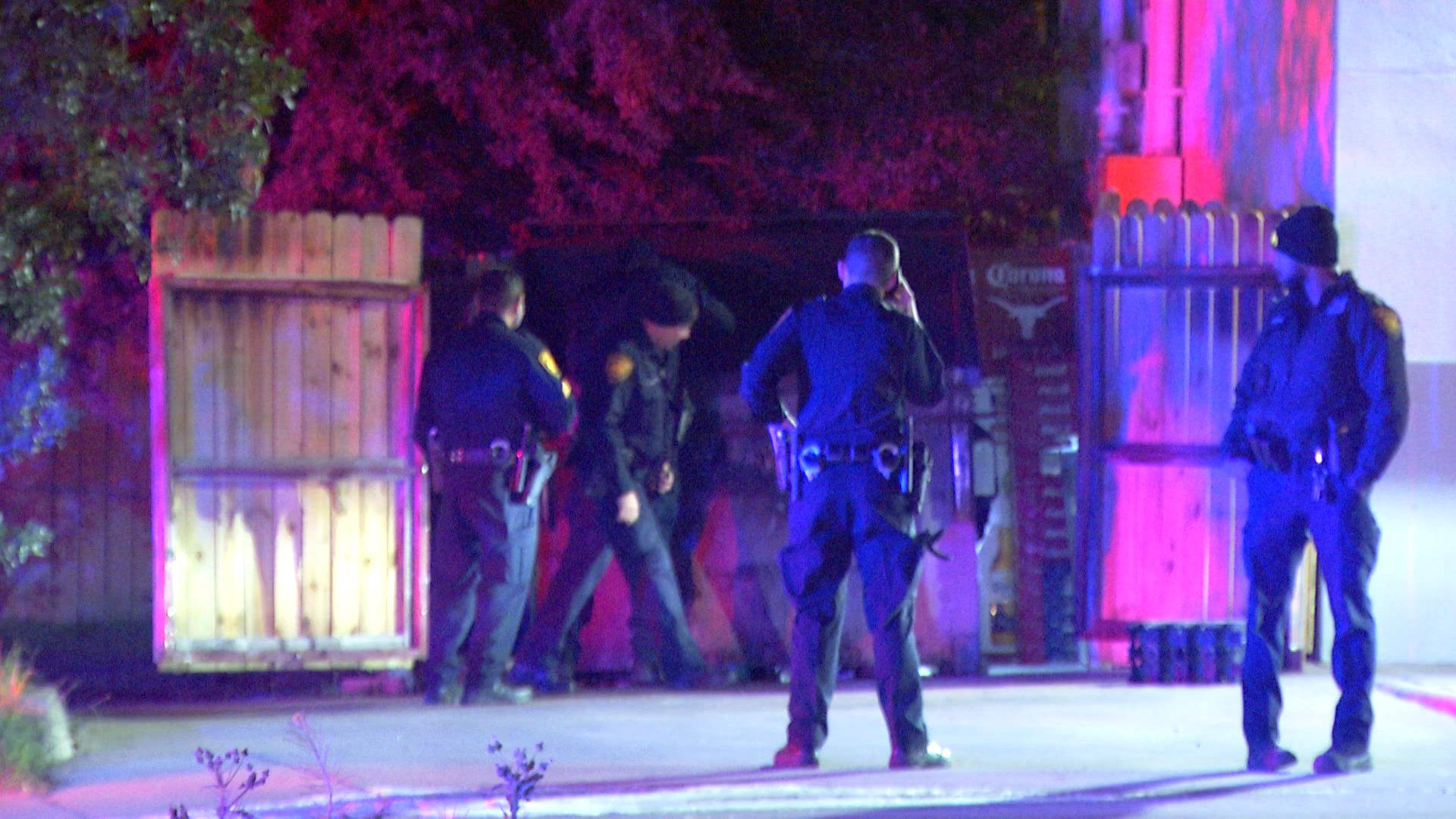 Firefighters find man’s body in dumpster fire on West Side