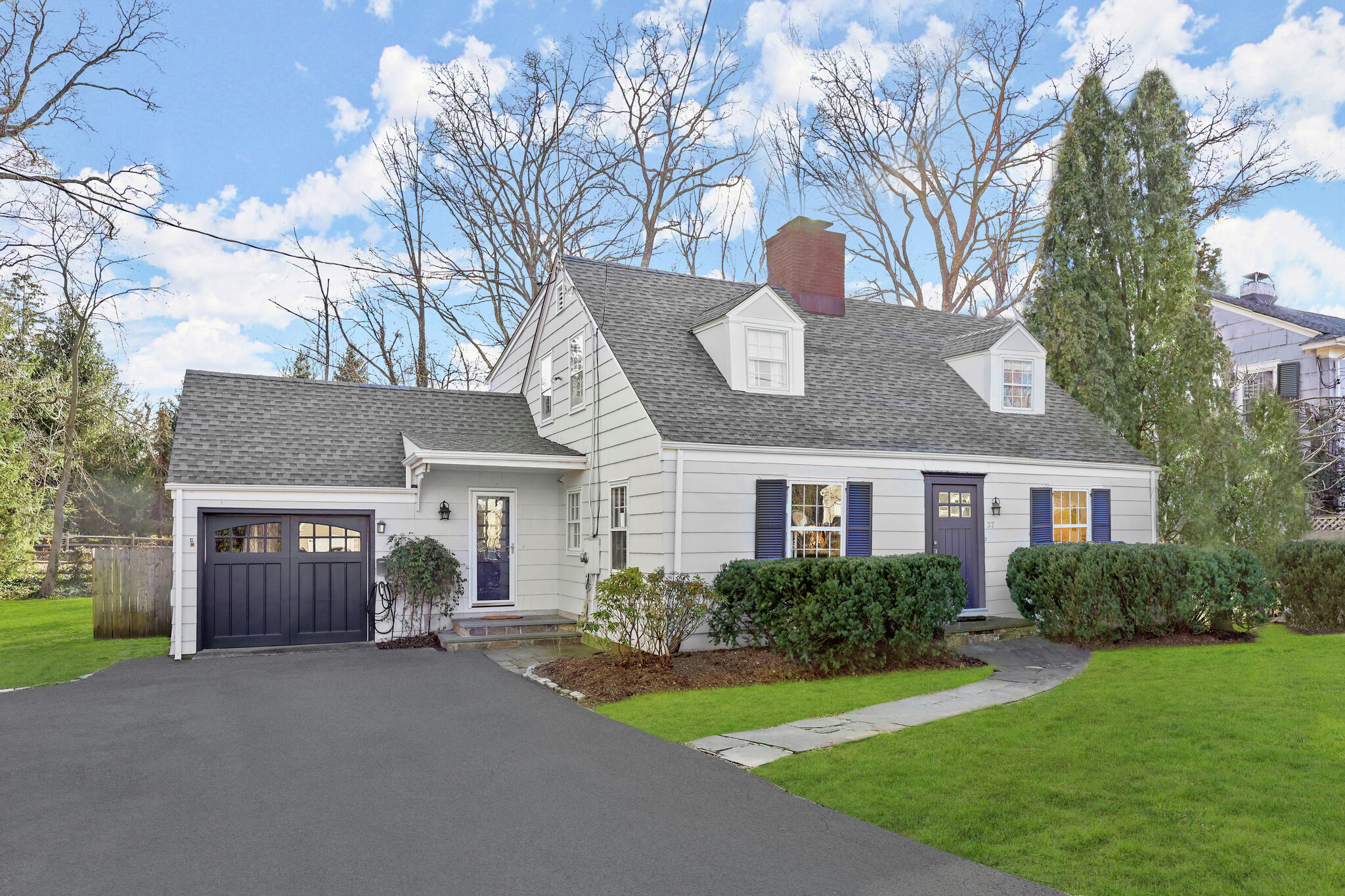 Cape colonial in Old Greenwich comes to market