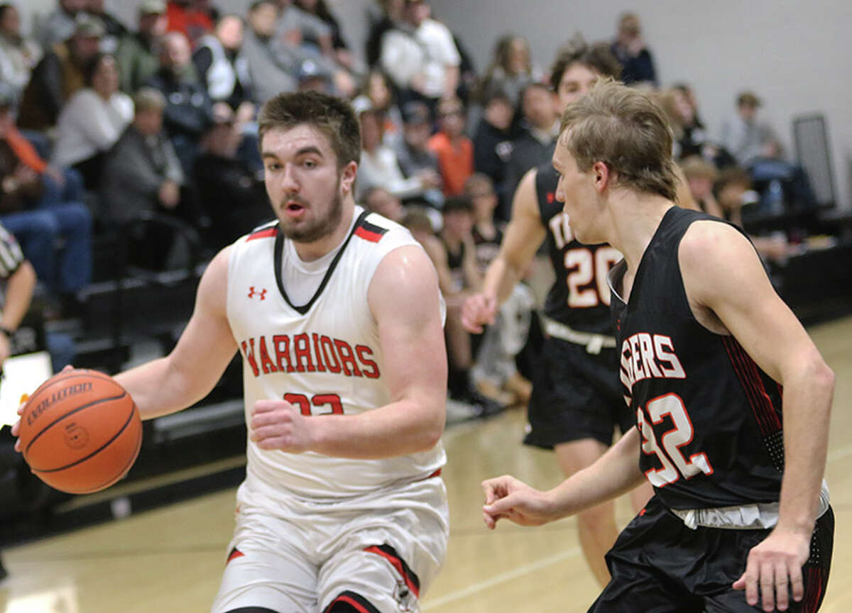 Calhoun fends off Greenfield to stay alive at Winchester