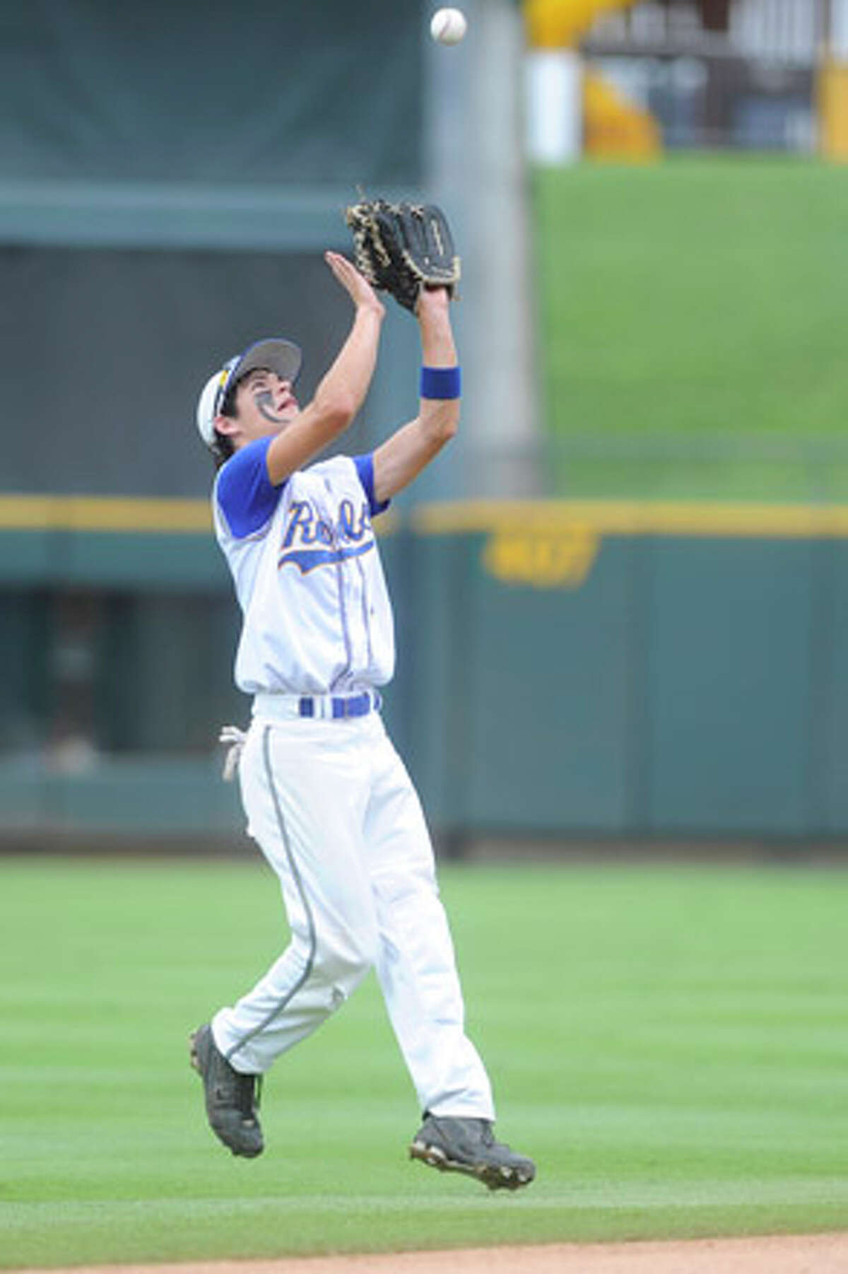 Evadale 5-4 over Thorndale to advance to 1A title game