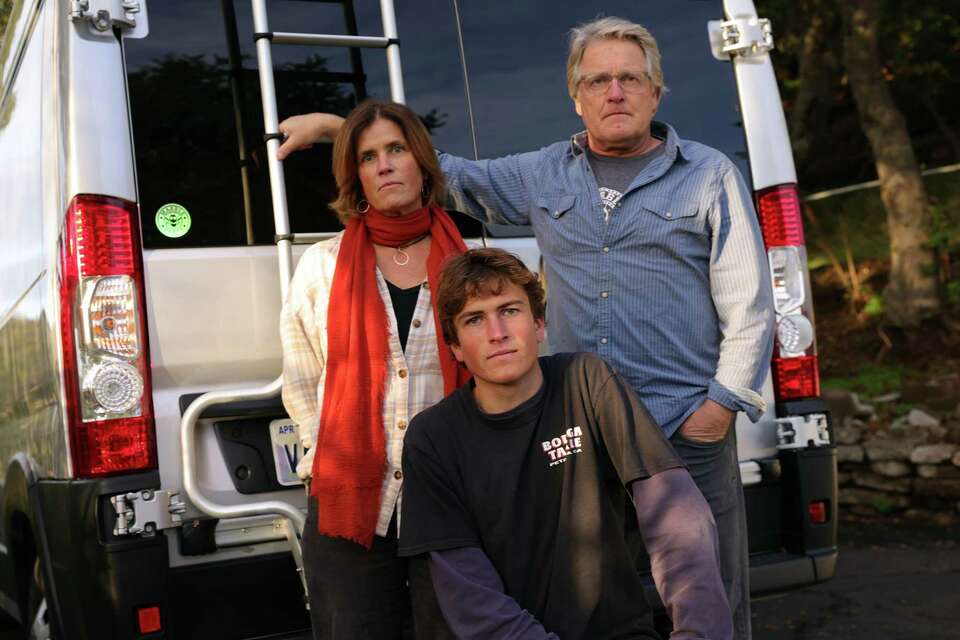 Scammers using AI terrorize Bay Area family: ‘Where is my son?’