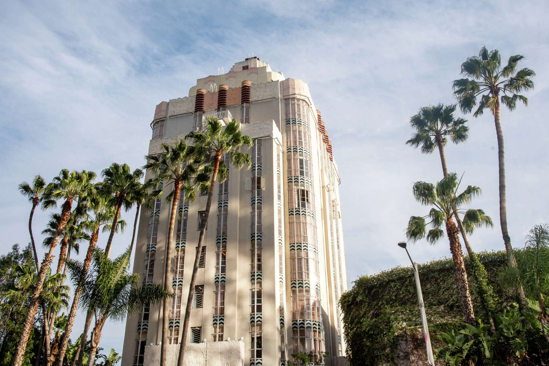 TV star who lived alone in a decaying LA tower inadvertently saved it