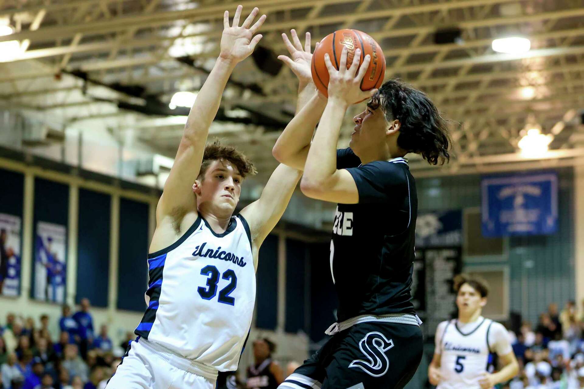New Braunfels tops Steele in 27-6A boys basketball opener