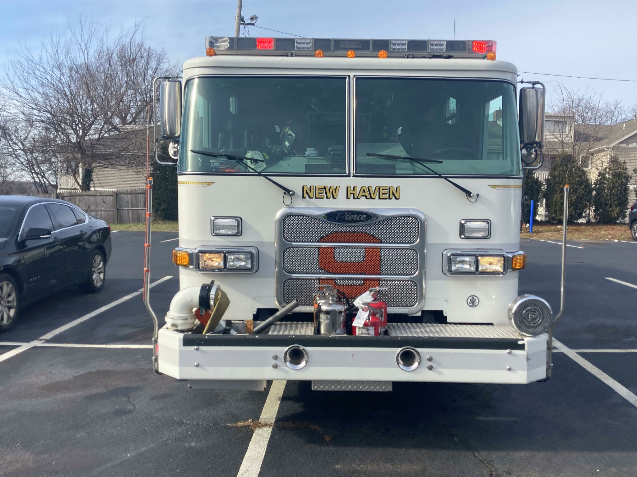 Firefighters put out Hamden train fire, no delays expected