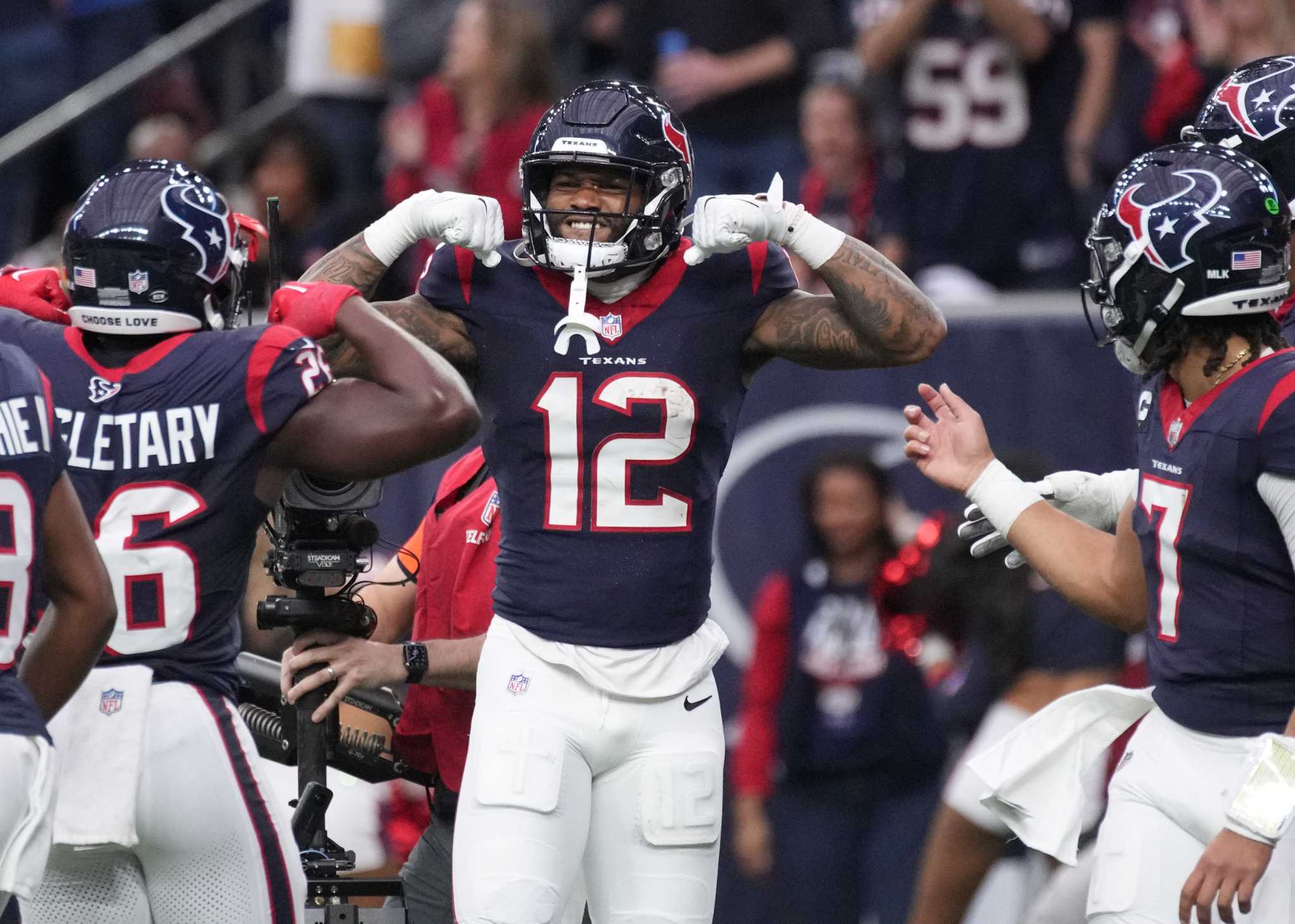 Texans' Nico Collins, Nick Caserio discuss possible contract talks
