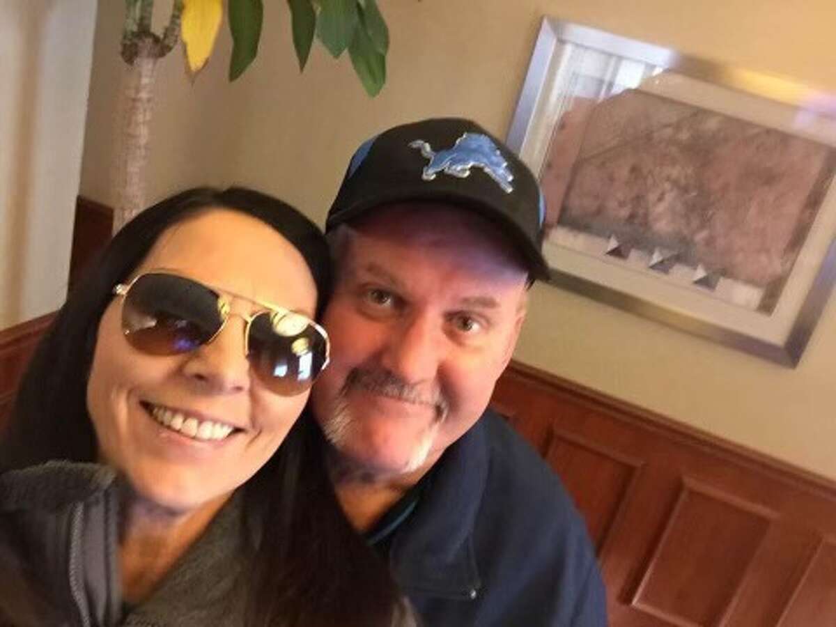 Great Lakes Bay Region fans on the road to Detroit Lions playoff game