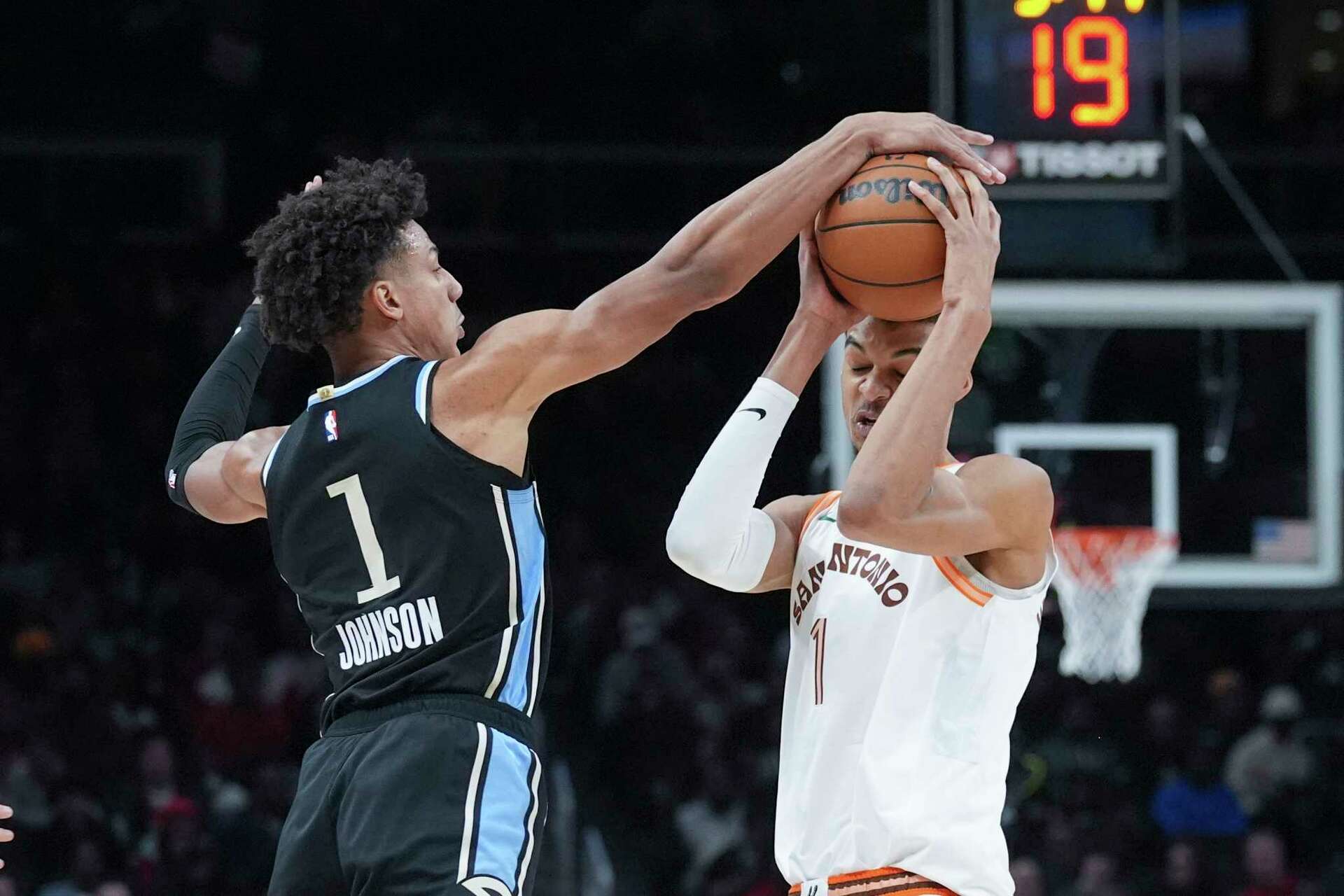 Wemby, Spurs respond after Popovich's 'strong and obvious' message