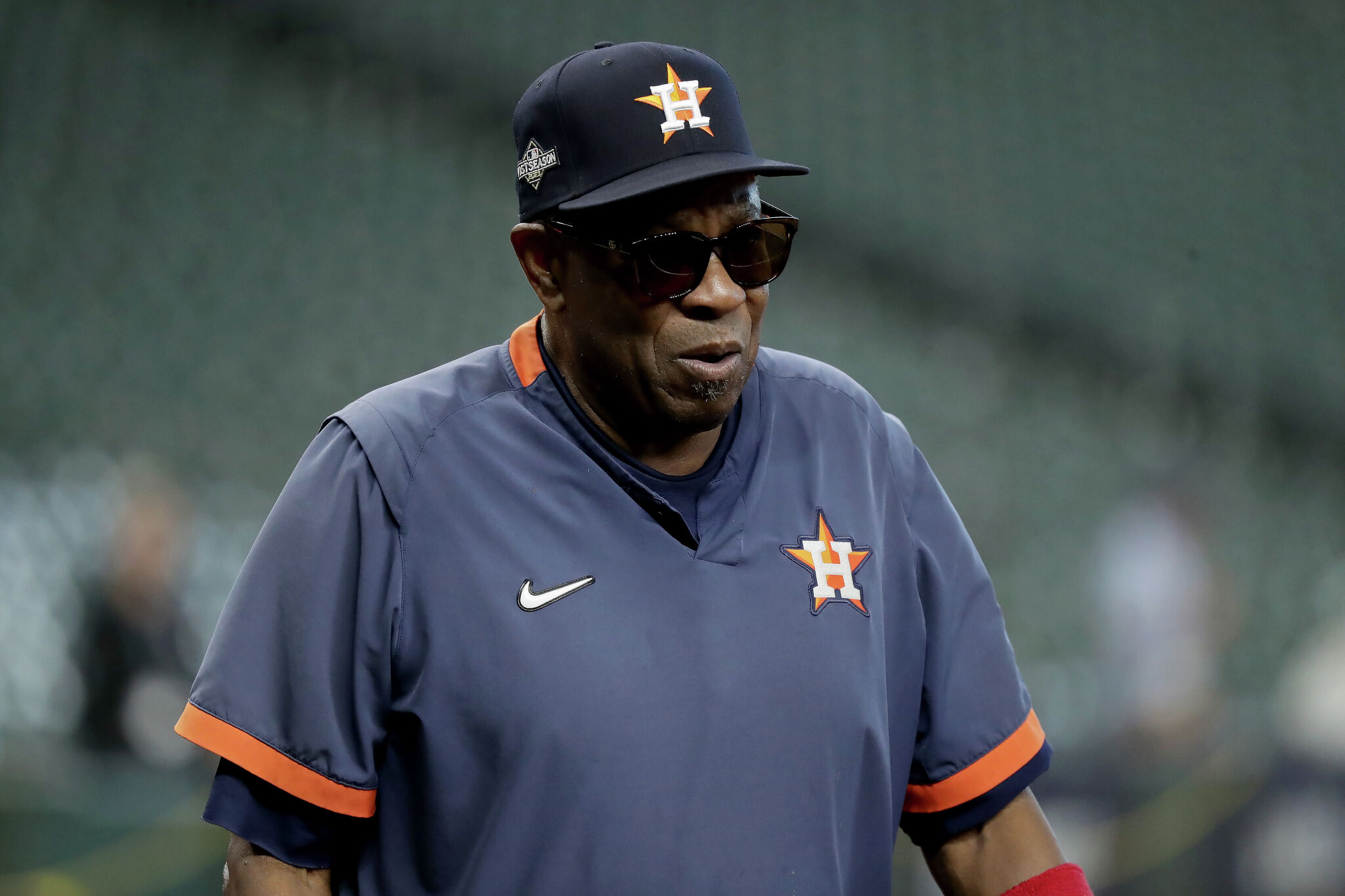 Former Astros manager Dusty Baker accepts role with Giants