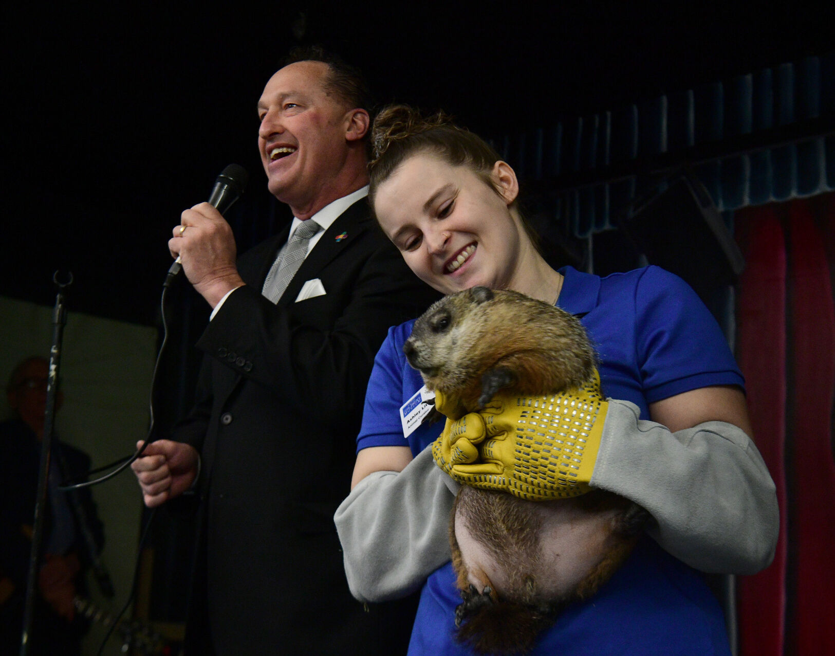 Chuckles XI preps for Groundhog Day prediction at CT children's museum