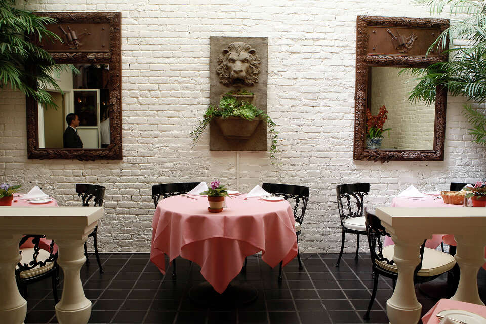 Inside Villa Taverna, one of San Francisco's most elite private clubs