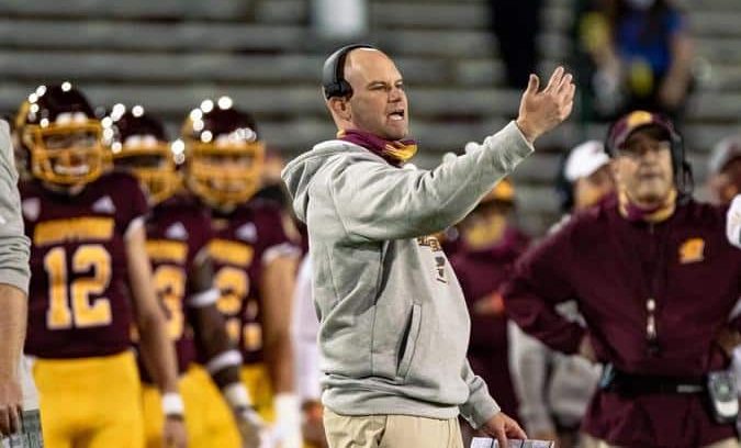 UH football: Cougars hire offensive, defensive coordinators