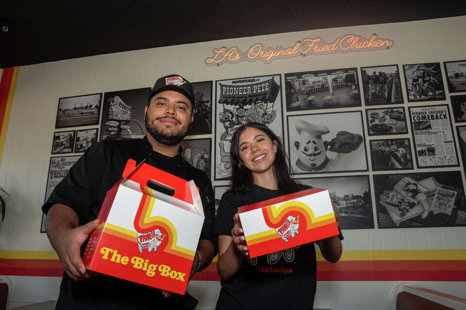 California's most iconic fried chicken chain is ready for a comeback