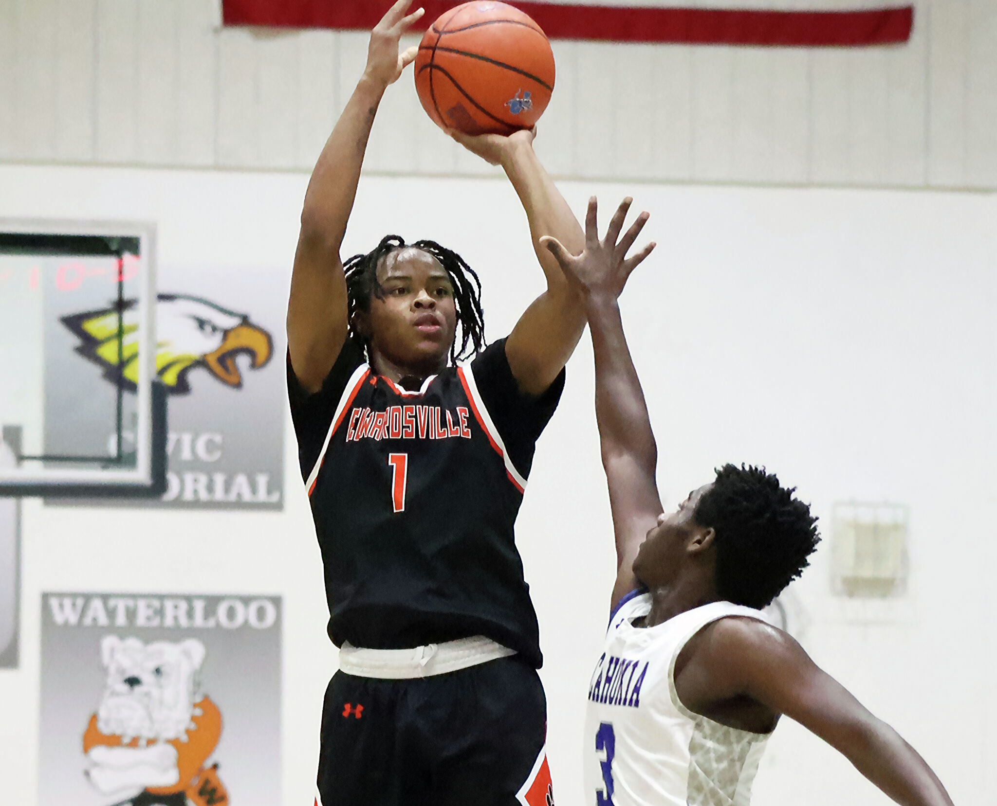 Tillman's career night leads EHS to home win