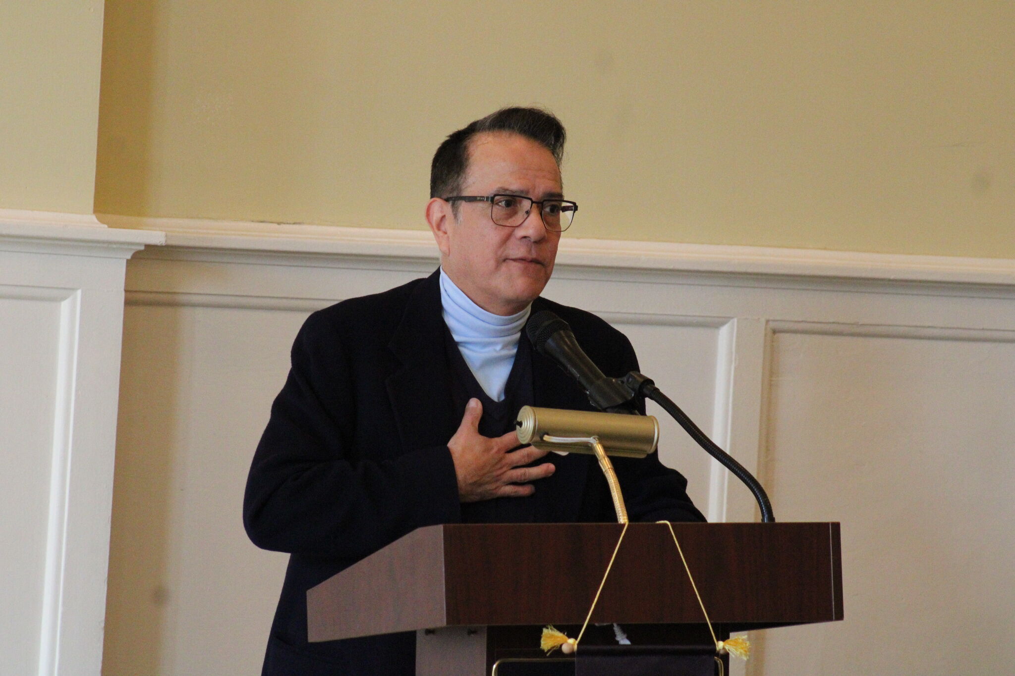 LIFE names Castillo Art Advocate of the Year for Art Gala