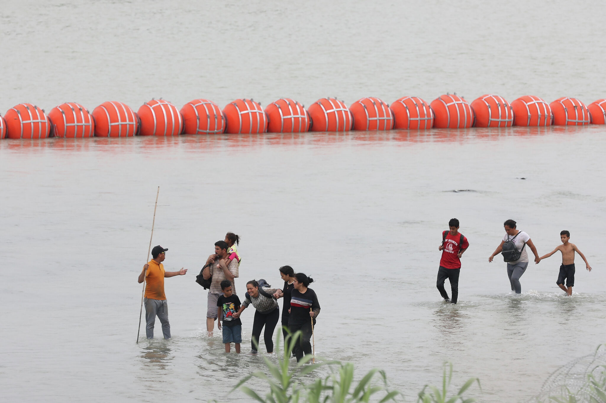 Texas Gov. Abbott wins legal maneuver to keep buoys in Rio Grande