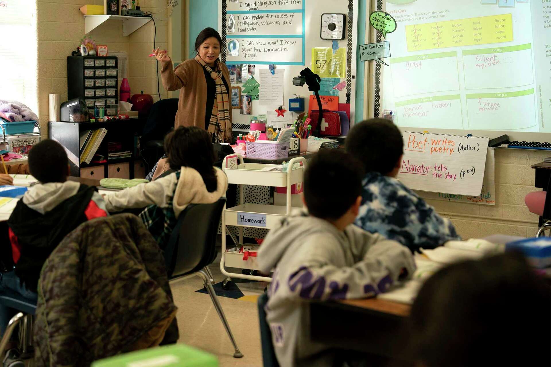 How does Children at Risk calculate school rankings?