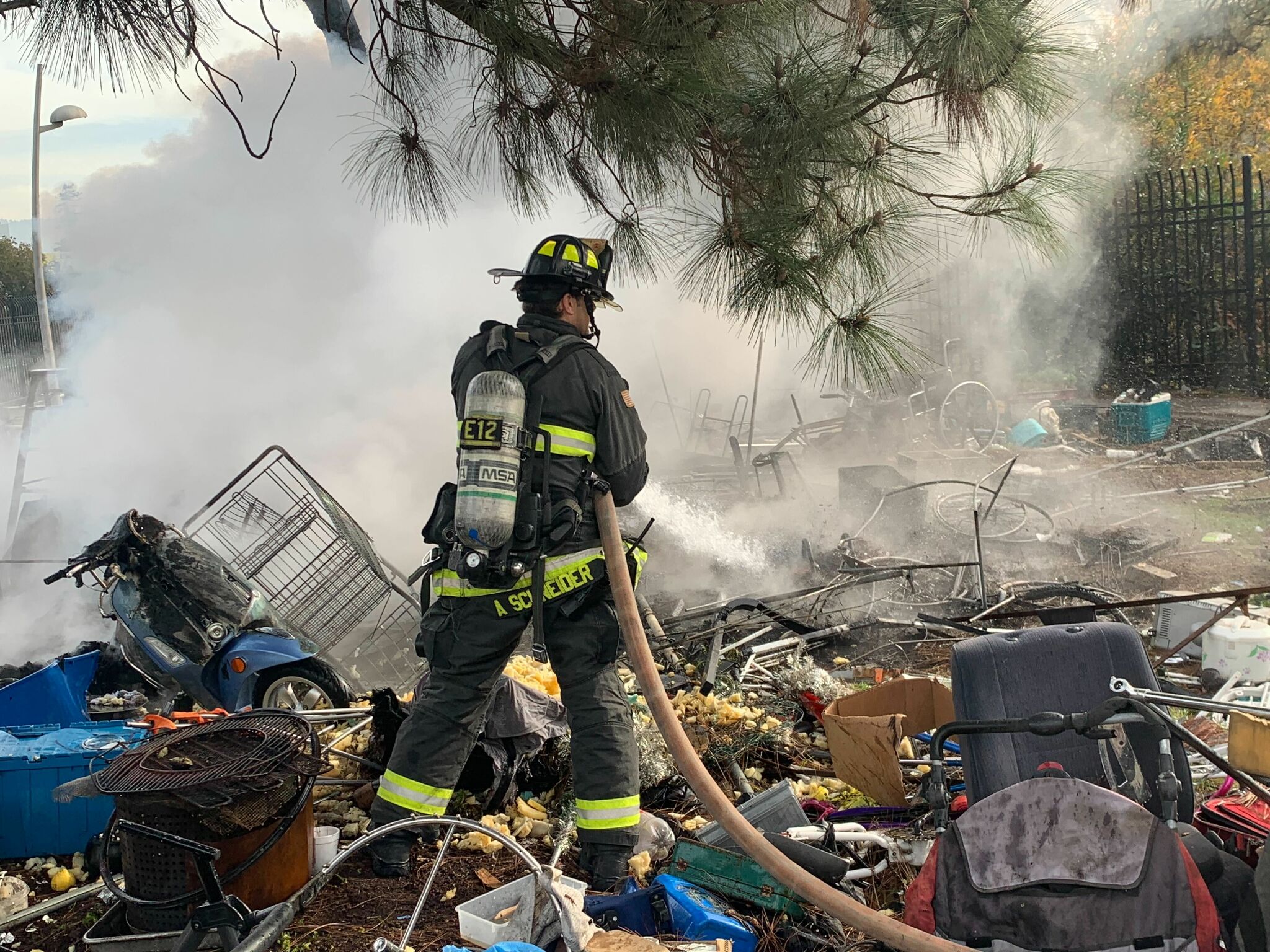 Encampment fire near Lake Merritt leaves piles of singed debris