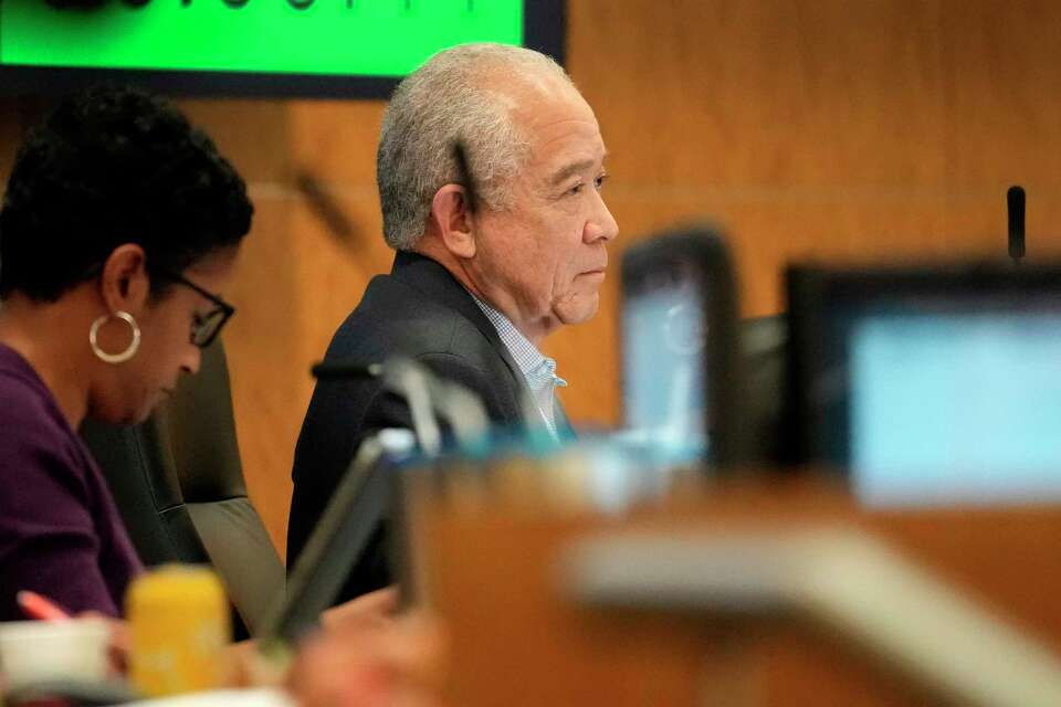 HISD NES reforms will be expanded to up to 40 more schools