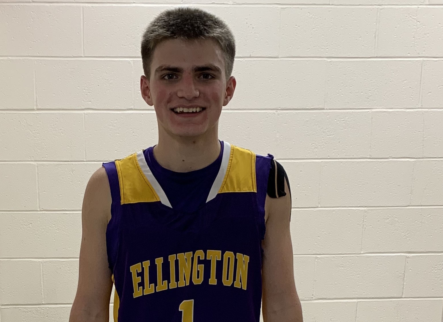 Ellington captures midseason battle of unbeatens against Somers
