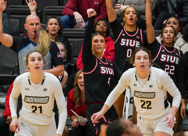 Macy Silvey's career night not enough for Cougars