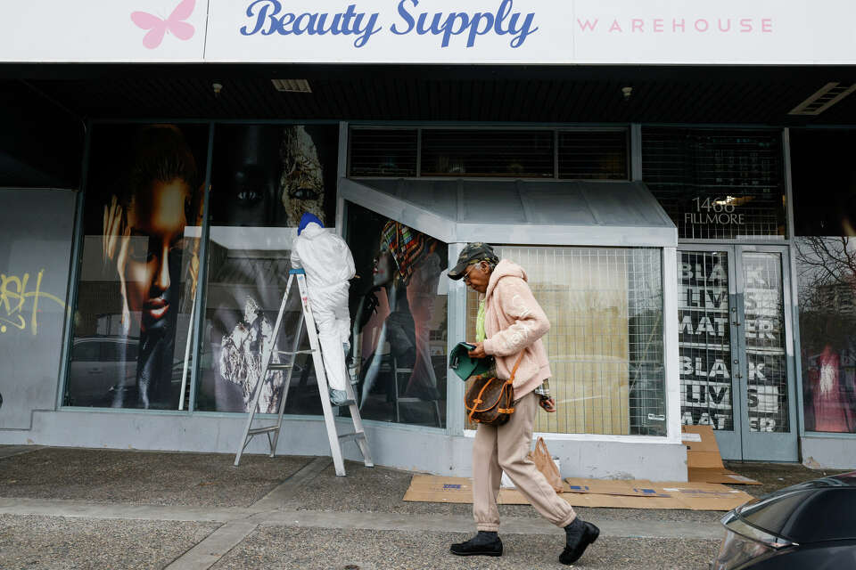 S.F.’s Fillmore Safeway drama evokes some troubling memories