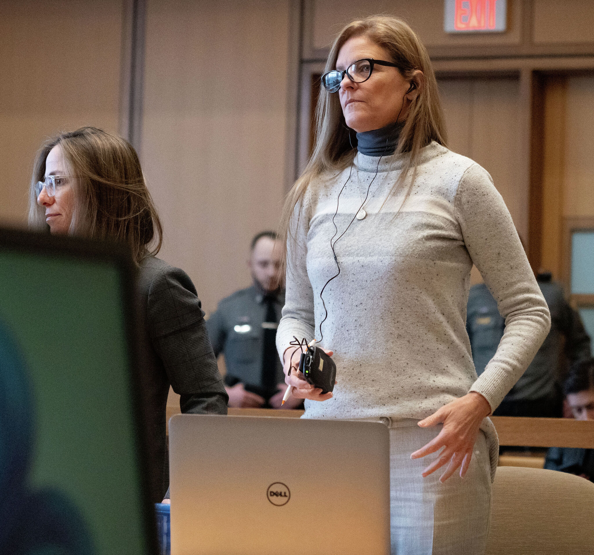 Juror booted in Troconis trial over 'Gone Girl' comment in Dulos case