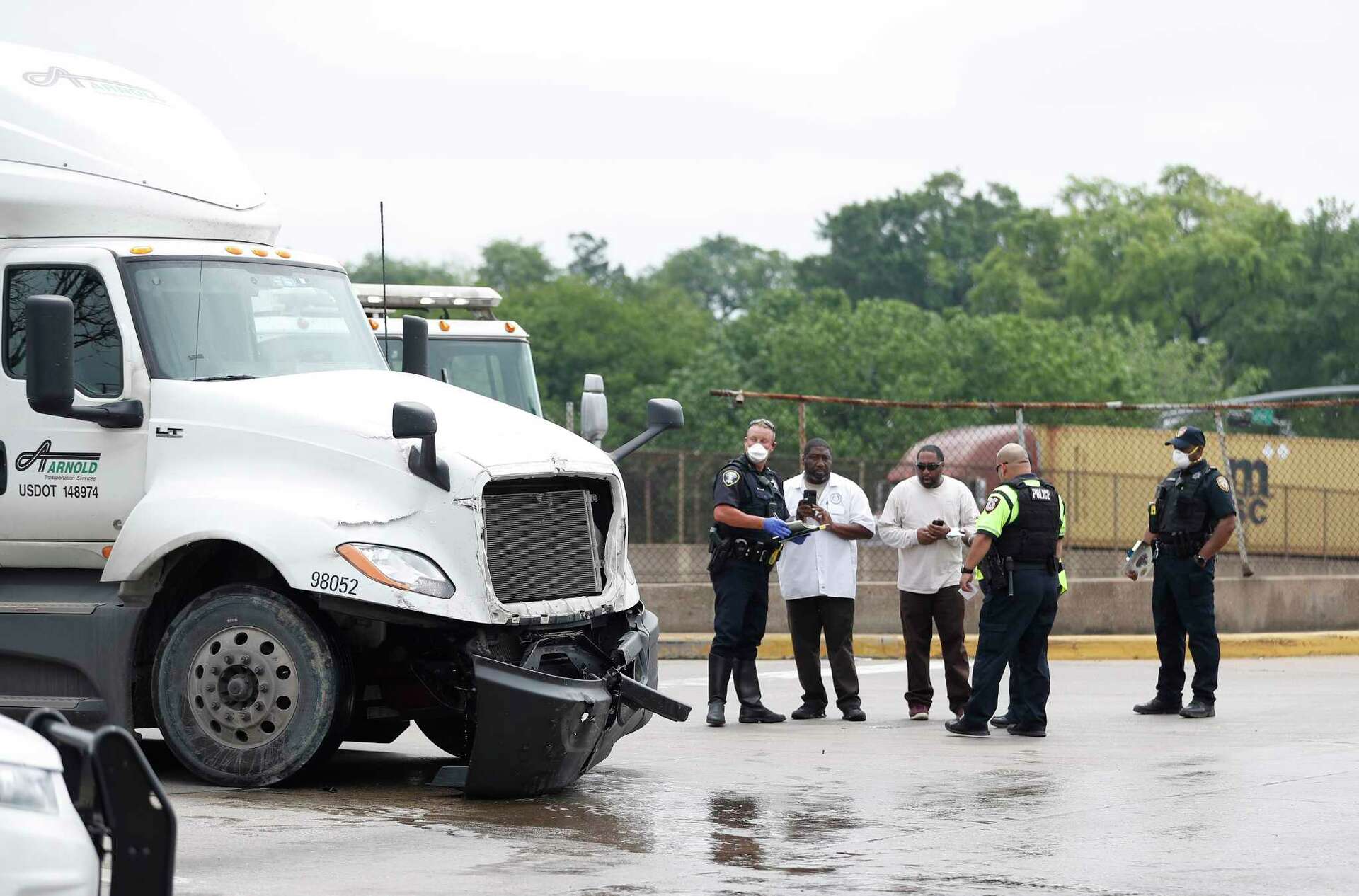 Mayor Whitmire says he hopes to combine Metro, Houston police officers