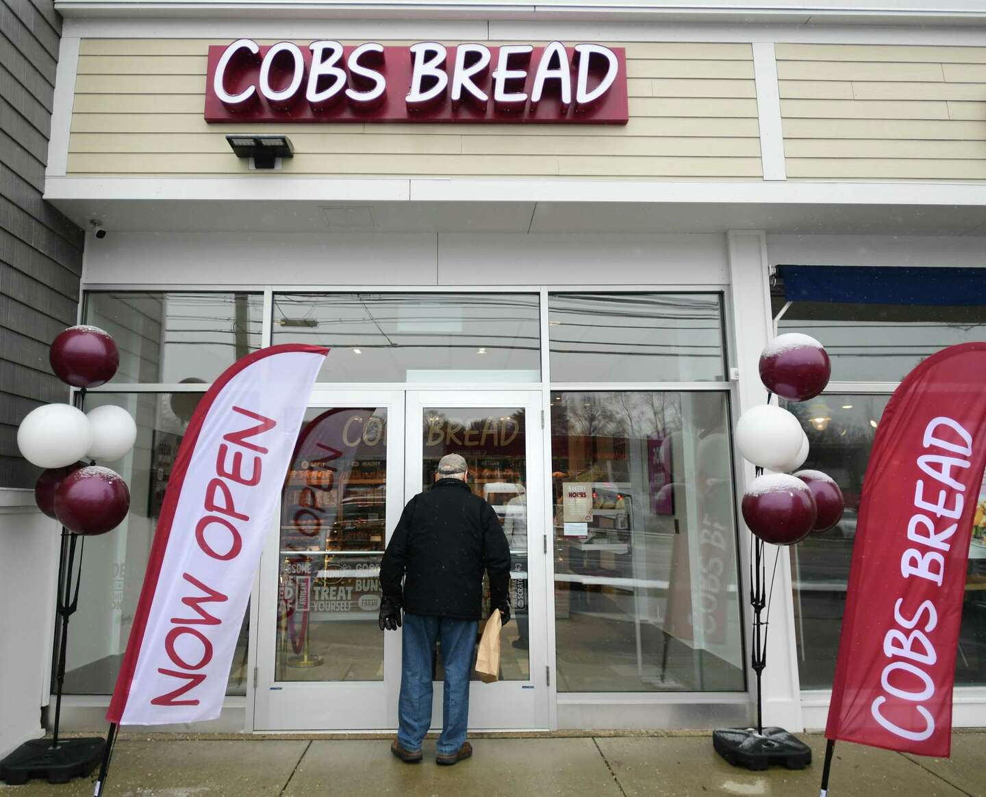COBS opens third CT bakery, with plans for more stores in state