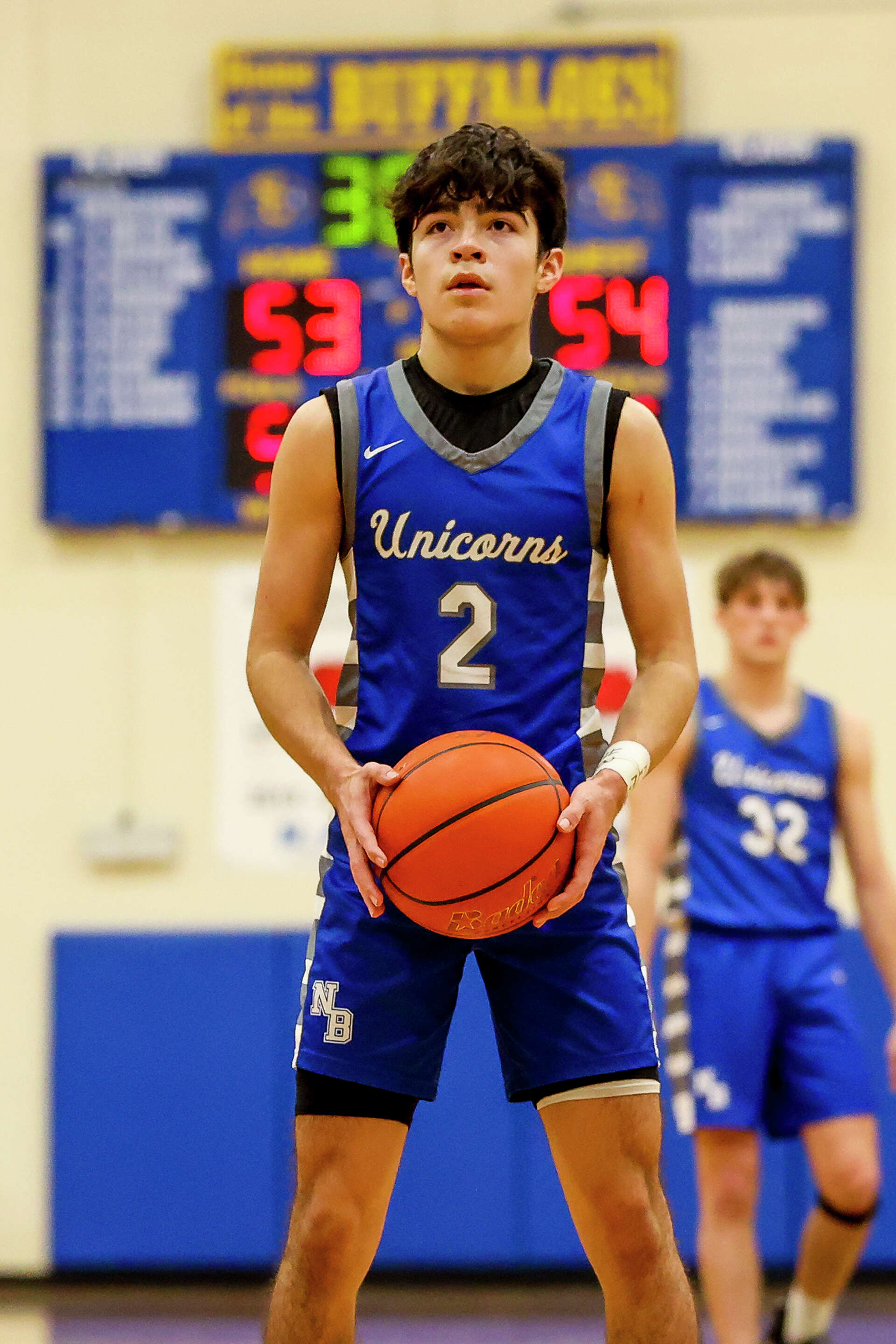 New Braunfels holds off late Clemens rally to stay perfect in district