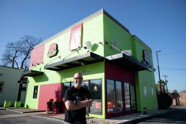 At Mr. Juicy, Weissman applies French culinary art to burgers