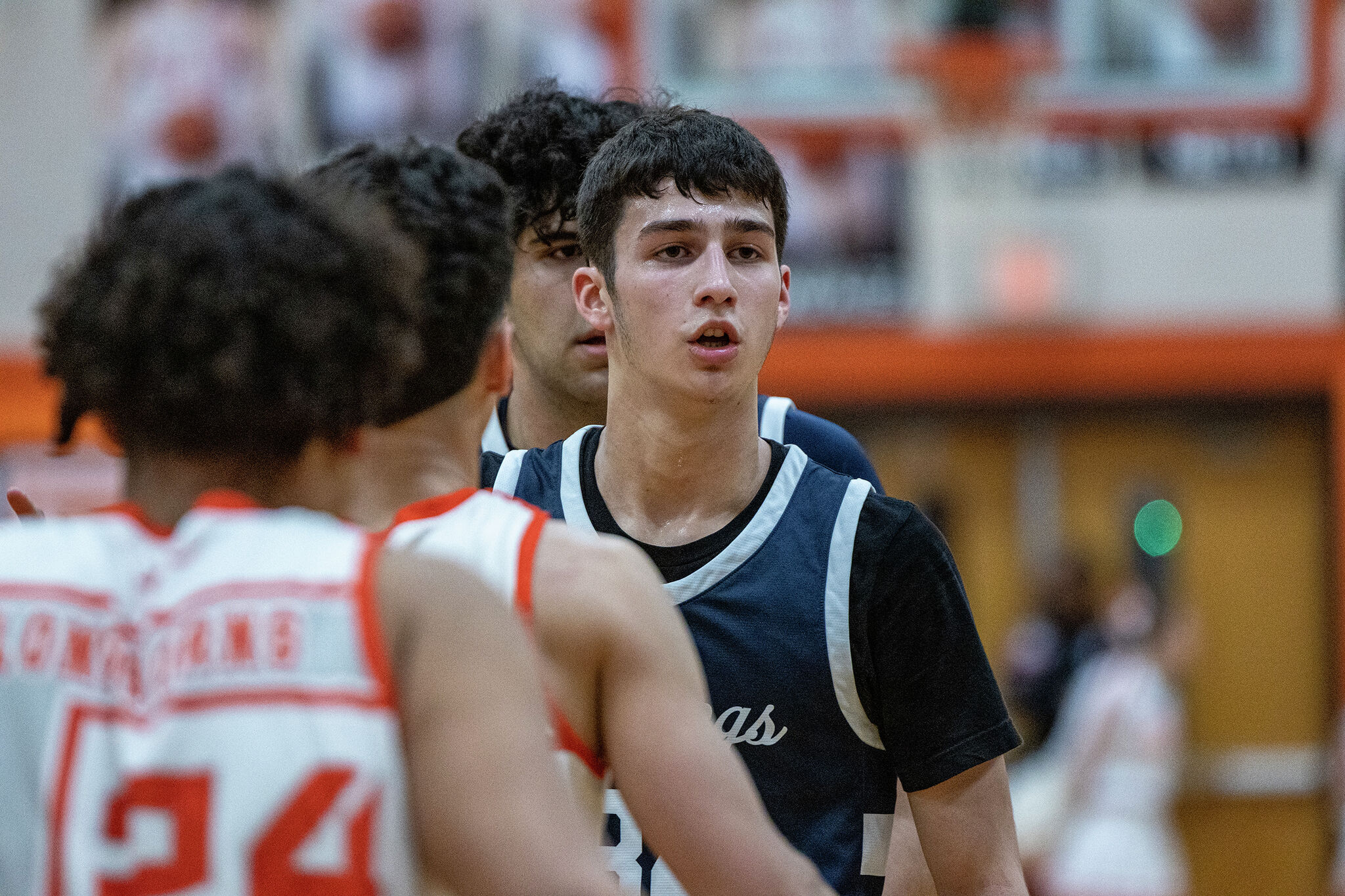 Alexander Bulldogs overcome United's physical defense for crucial win